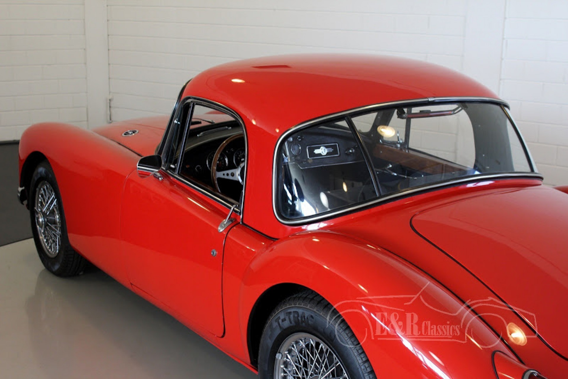 MG Classic Cars | MG oldtimers for sale at E & R Classic Cars!