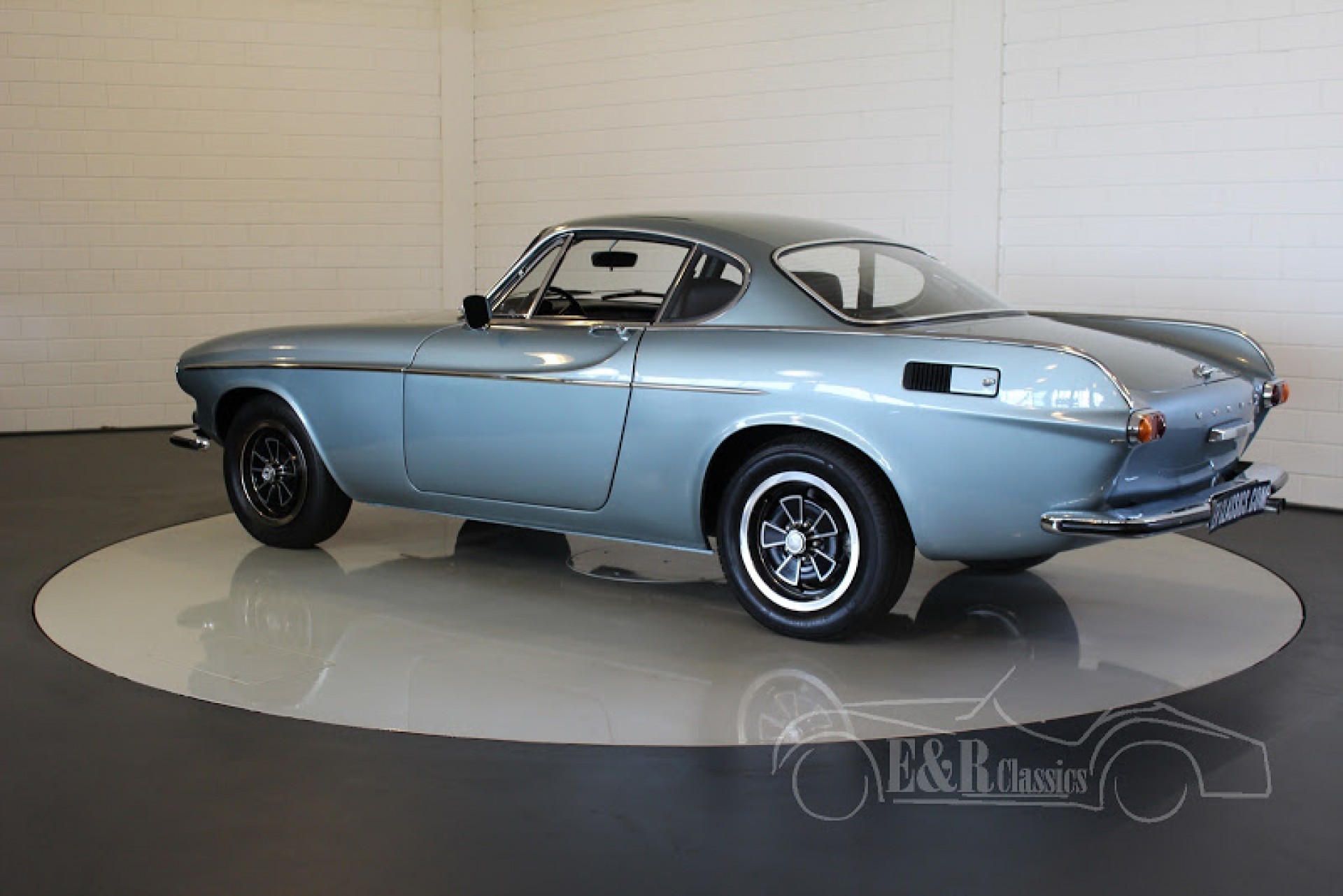 Volvo Classic Cars | Volvo oldtimers for sale at E & R Classic Cars!