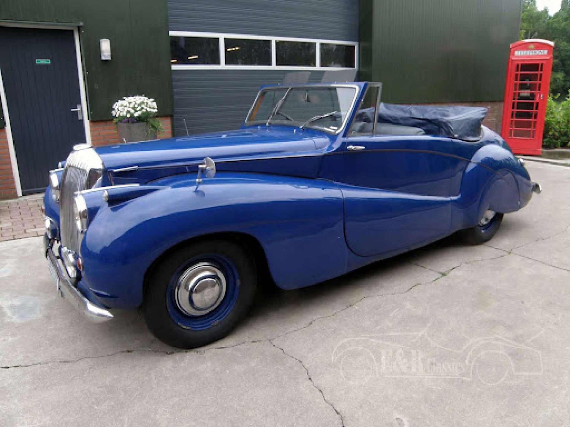 Daimler Classic Cars | Daimler oldtimers for sale at E & R Classic Cars!