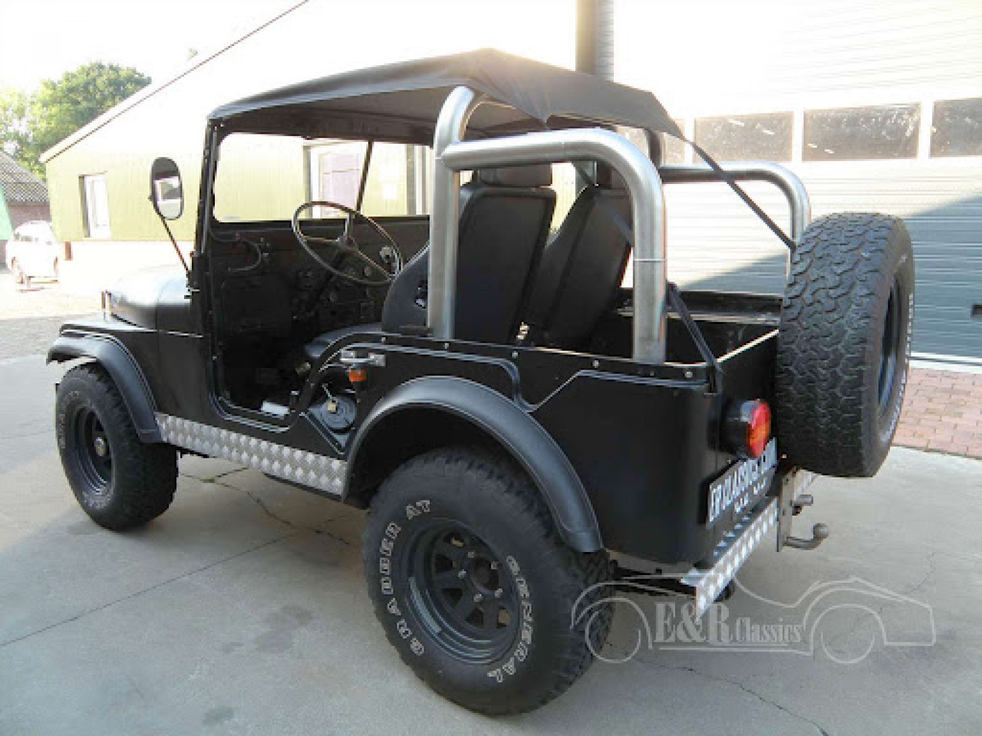 Jeep Classic Cars | Jeep oldtimers for sale at E & R Classic Cars!