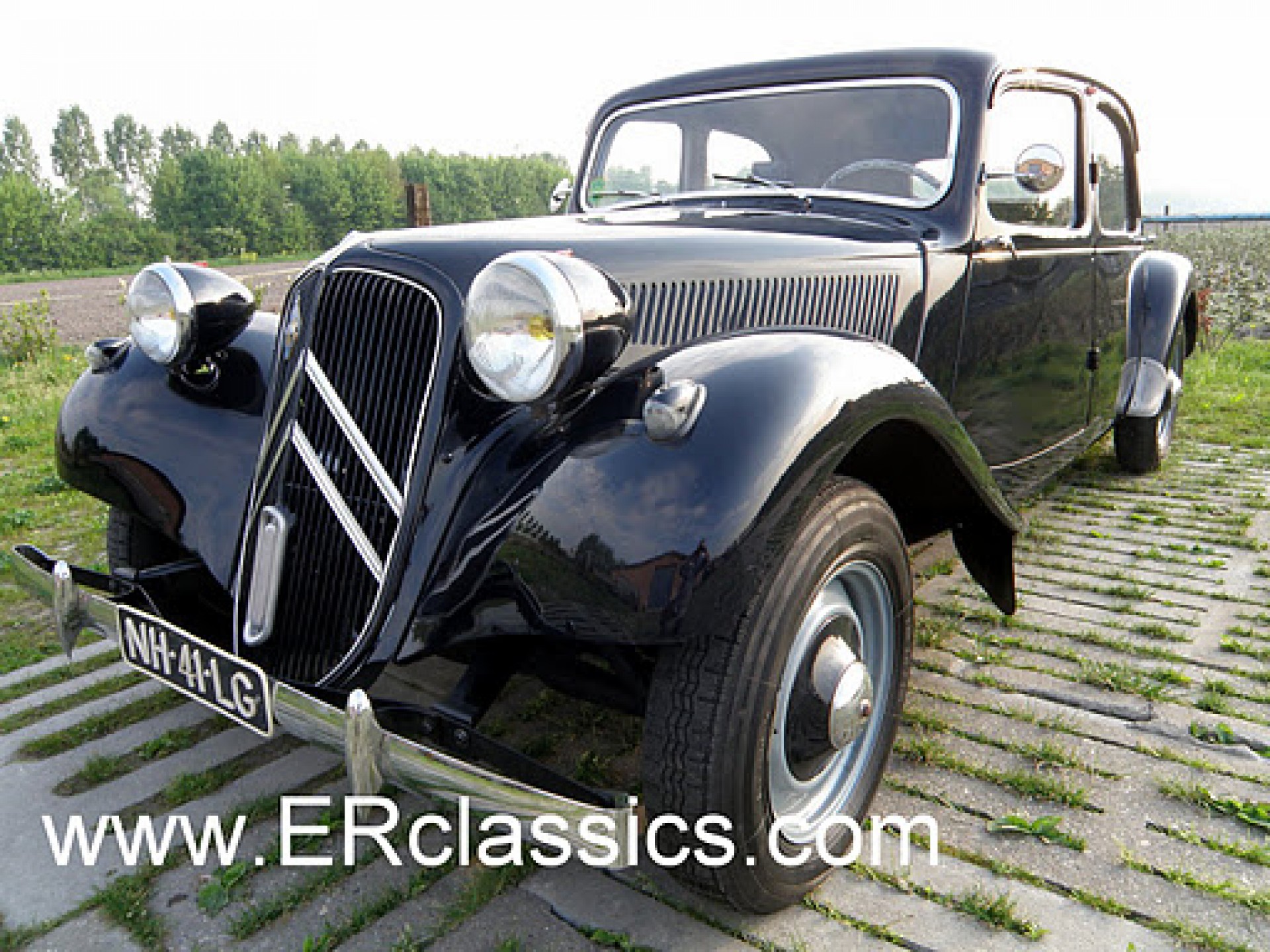 Citroen Classic Cars | Citroen oldtimers for sale at E & R Classic Cars!
