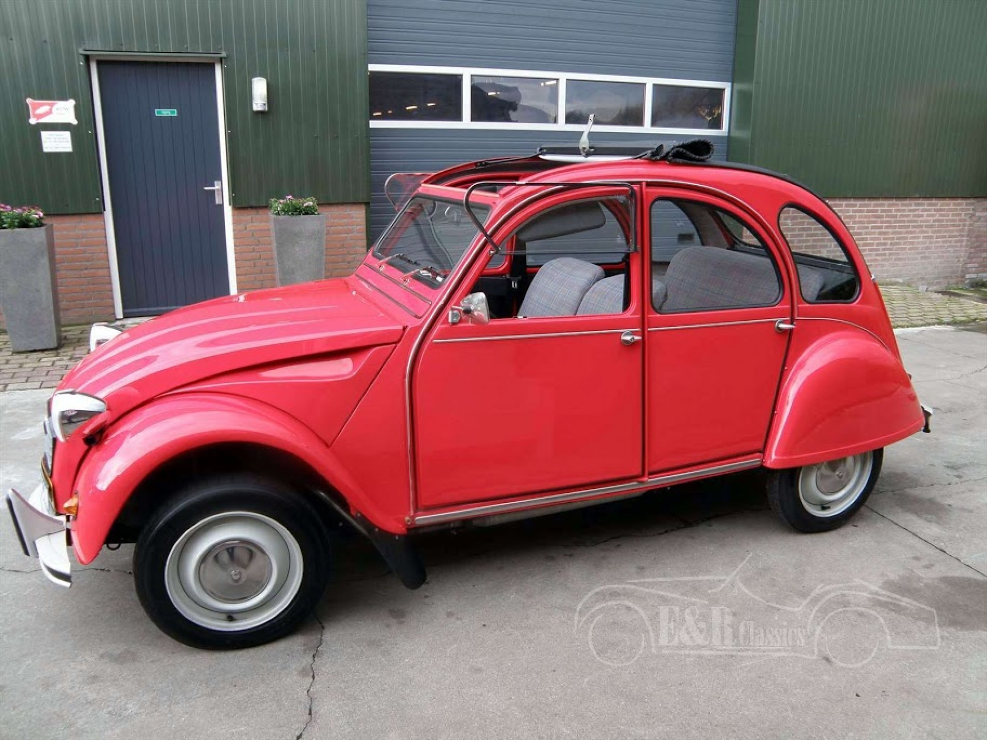 Citroen Classic Cars | Citroen oldtimers for sale at E & R Classic Cars!