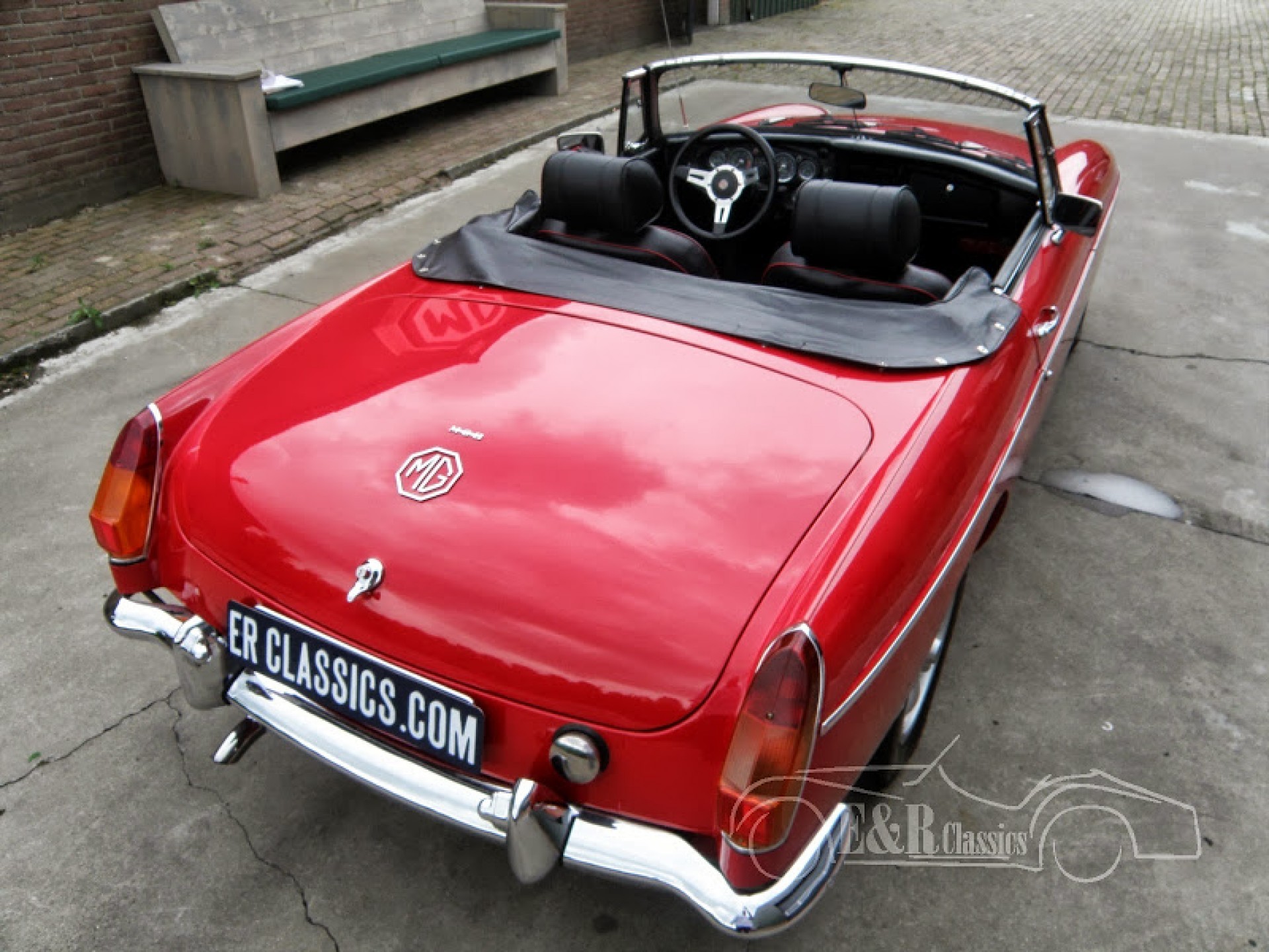 MG Classic Cars | MG oldtimers for sale at E & R Classic Cars!