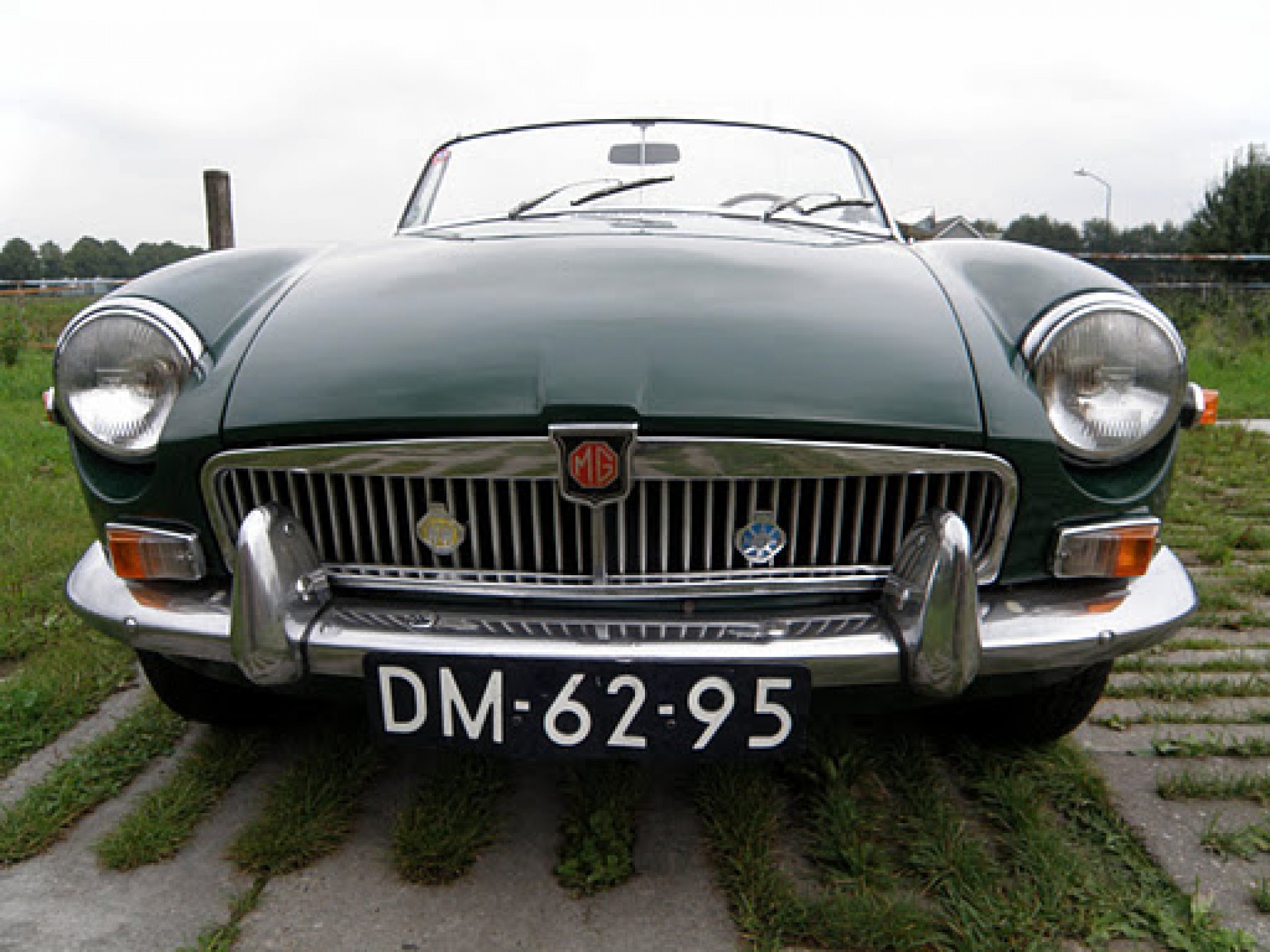 MG Classic Cars | MG oldtimers for sale at E & R Classic Cars!