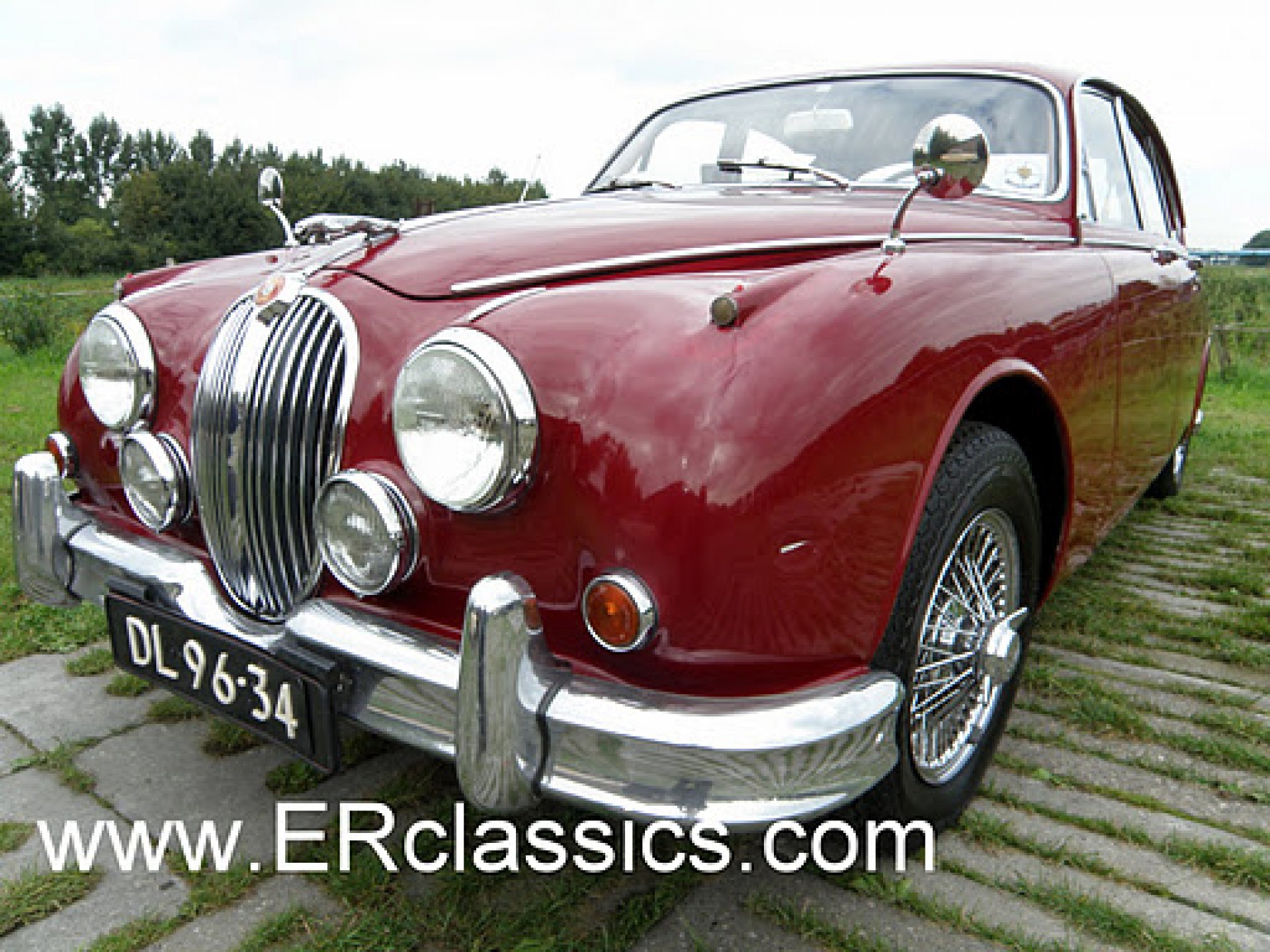 Jaguar Classic Cars | Jaguar oldtimers for sale at E & R Classic Cars!