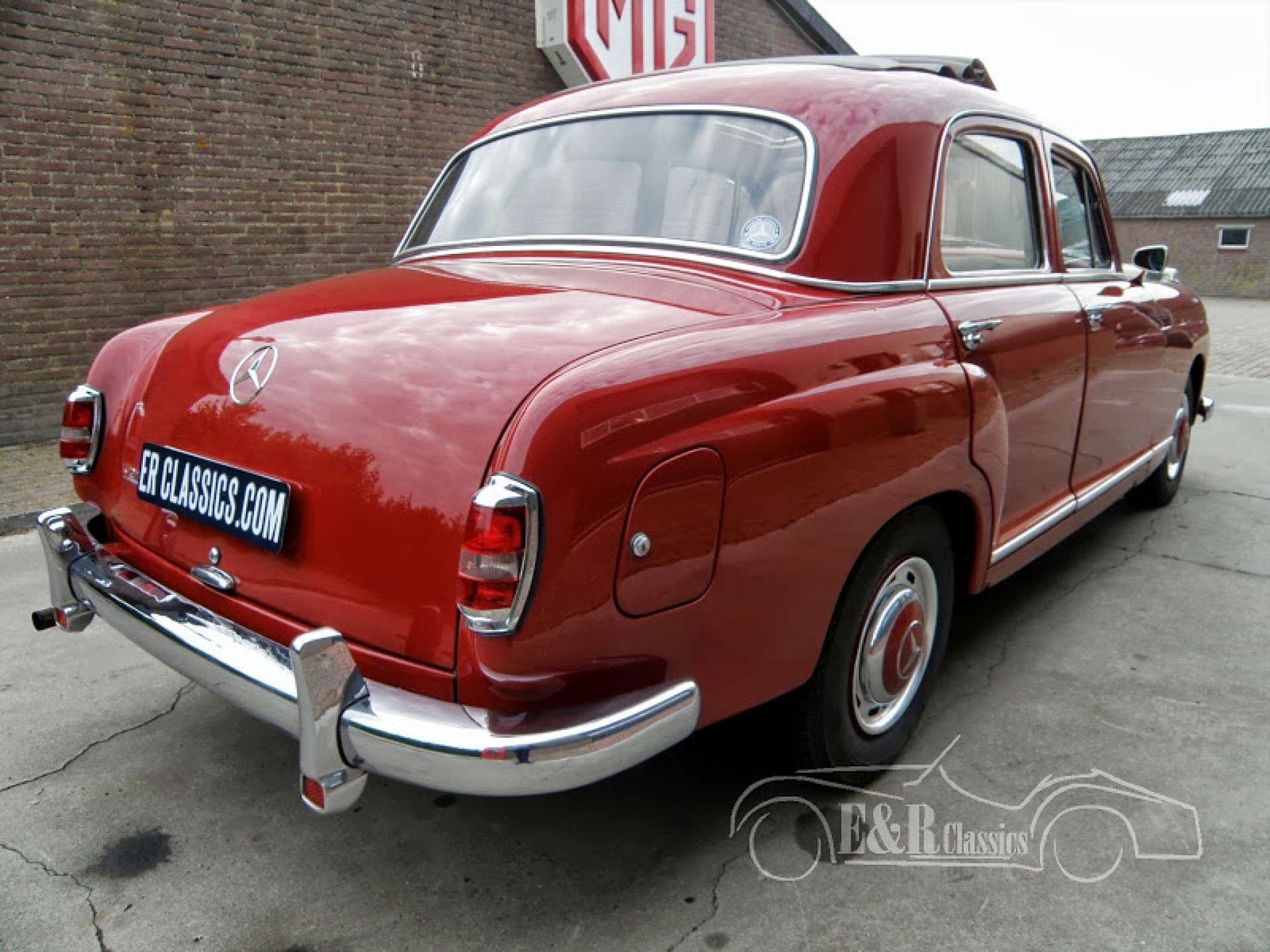 Mercedes Classic Cars | Mercedes oldtimers for sale at E & R Classic Cars!