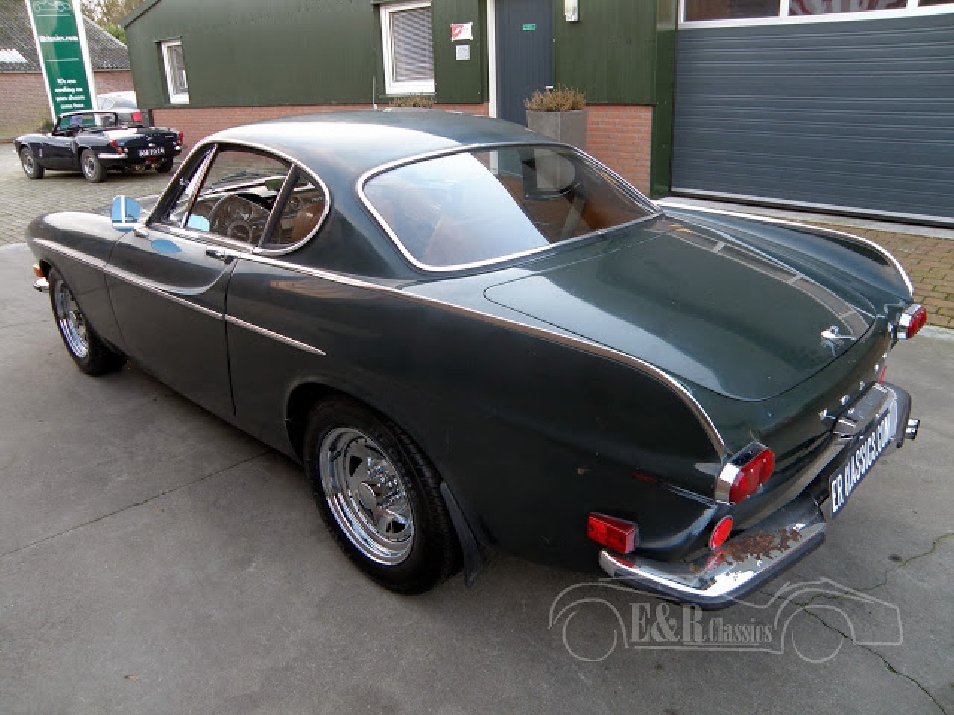 Volvo Classic Cars | Volvo oldtimers for sale at E & R Classic Cars!