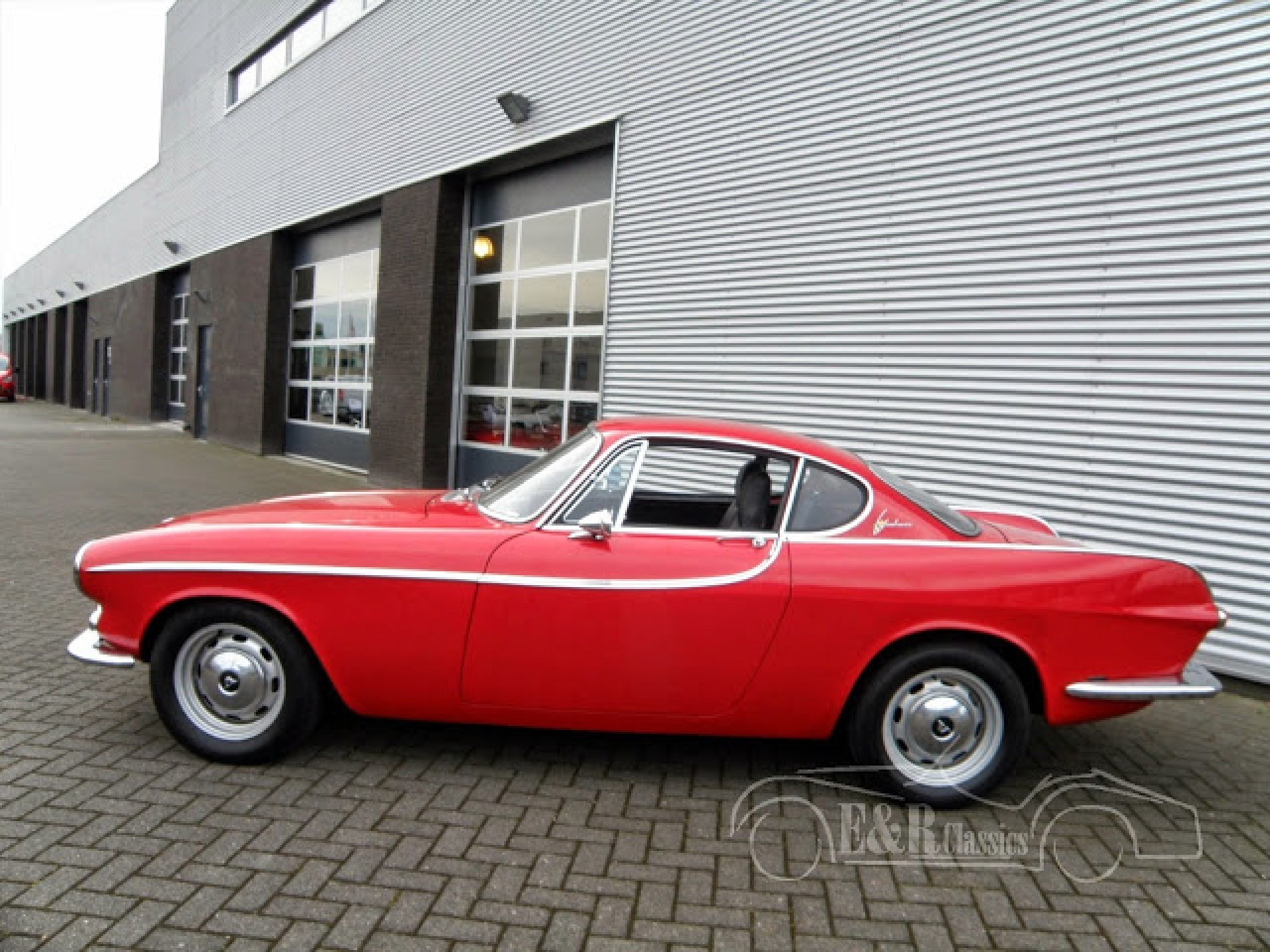 Volvo Classic Cars | Volvo oldtimers for sale at E & R Classic Cars!