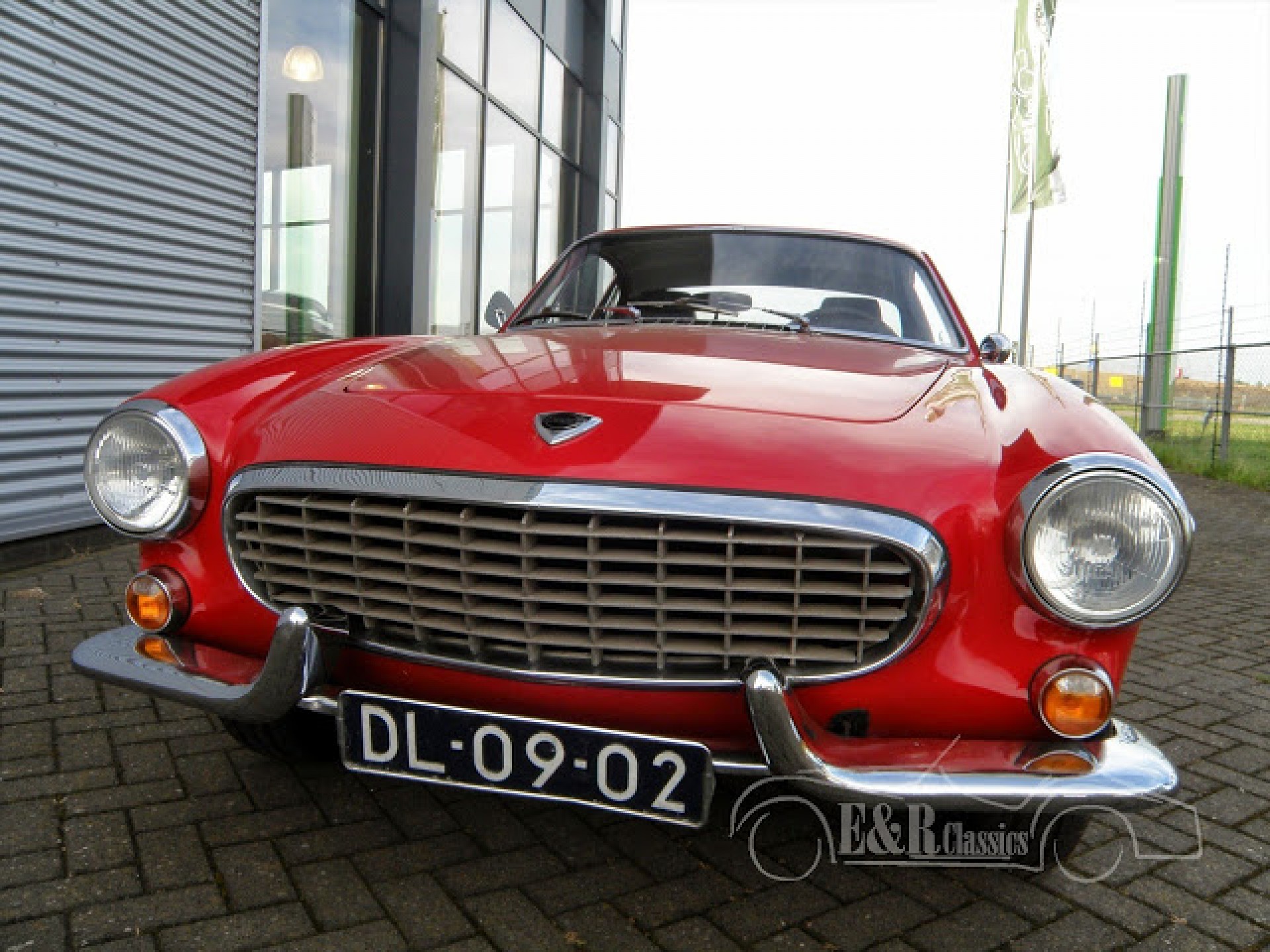 Volvo Classic Cars | Volvo oldtimers for sale at E & R Classic Cars!