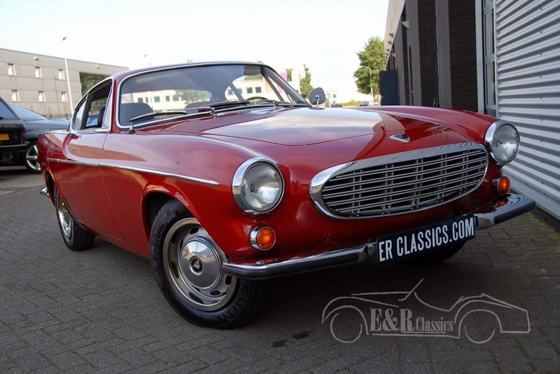 Volvo Classic Cars | Volvo oldtimers for sale at E & R Classic Cars!