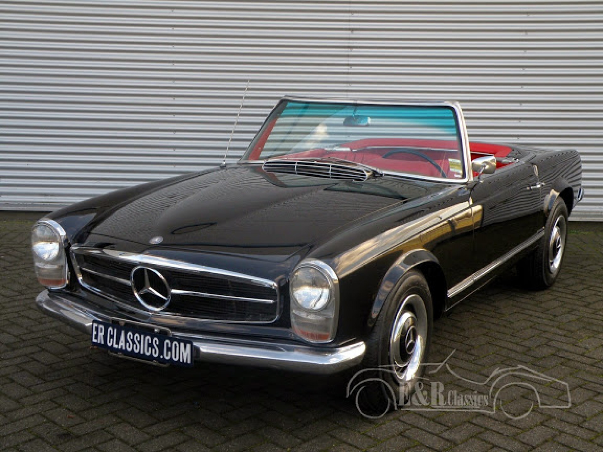 Mercedes Classic Cars | Mercedes oldtimers for sale at E & R Classic Cars!