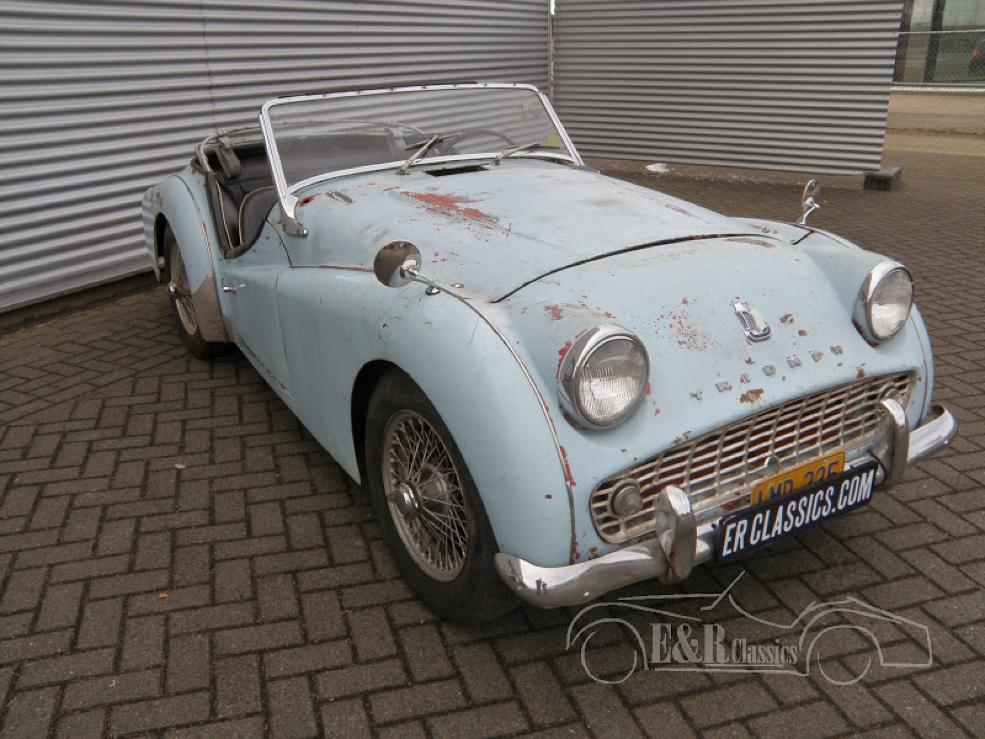 Triumph Classic Cars | Triumph oldtimers for sale at E & R Classic Cars!