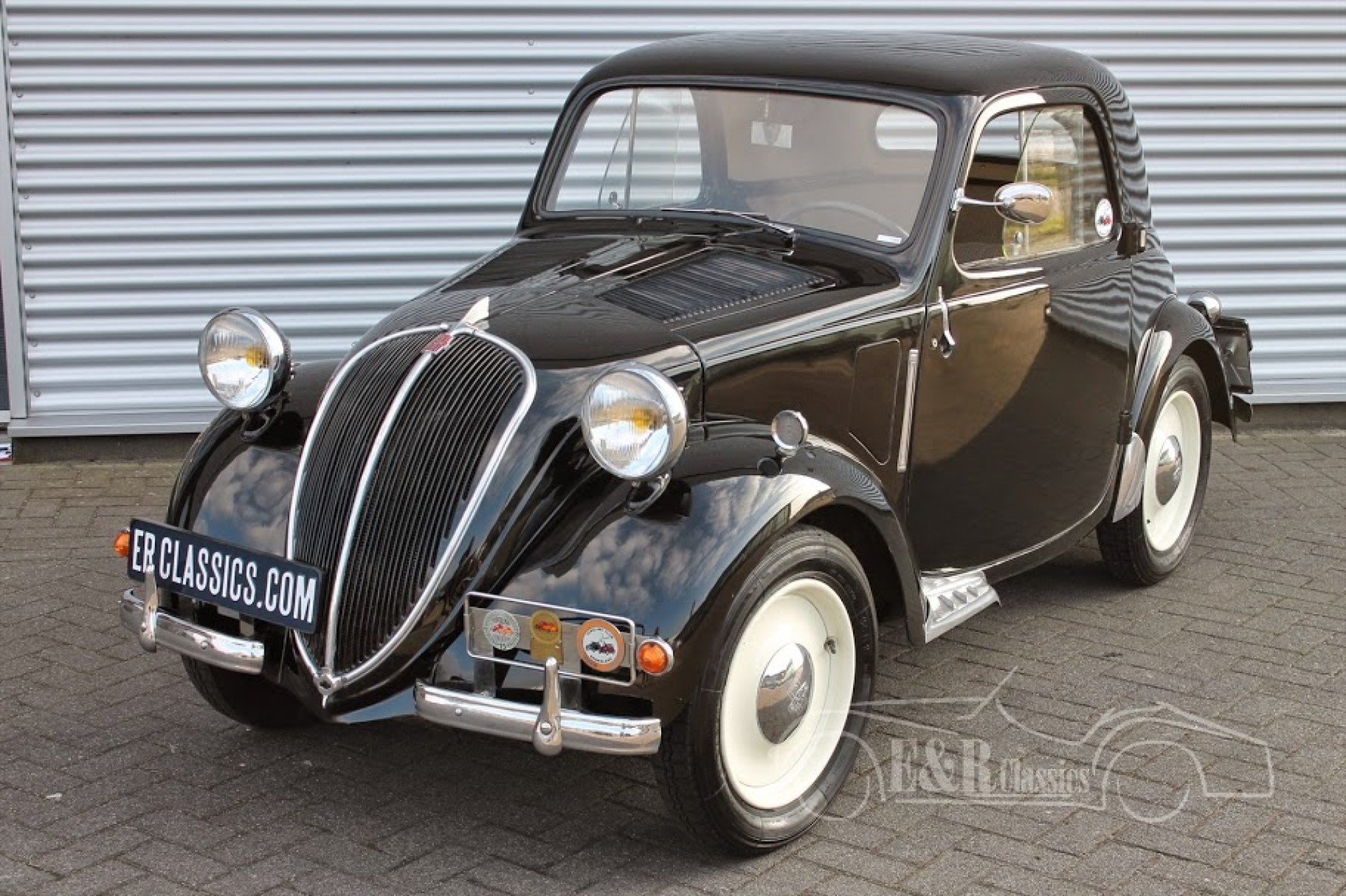 SIMCA Classic Cars | SIMCA oldtimers for sale at E & R Classic Cars!