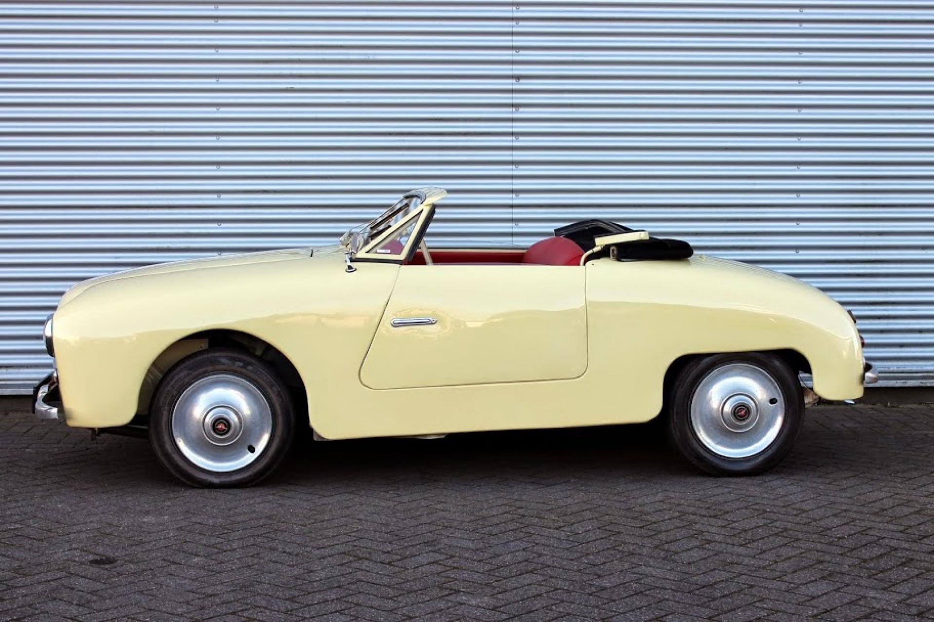 Panhard Classic Cars | Panhard oldtimers for sale at E & R Classic Cars!