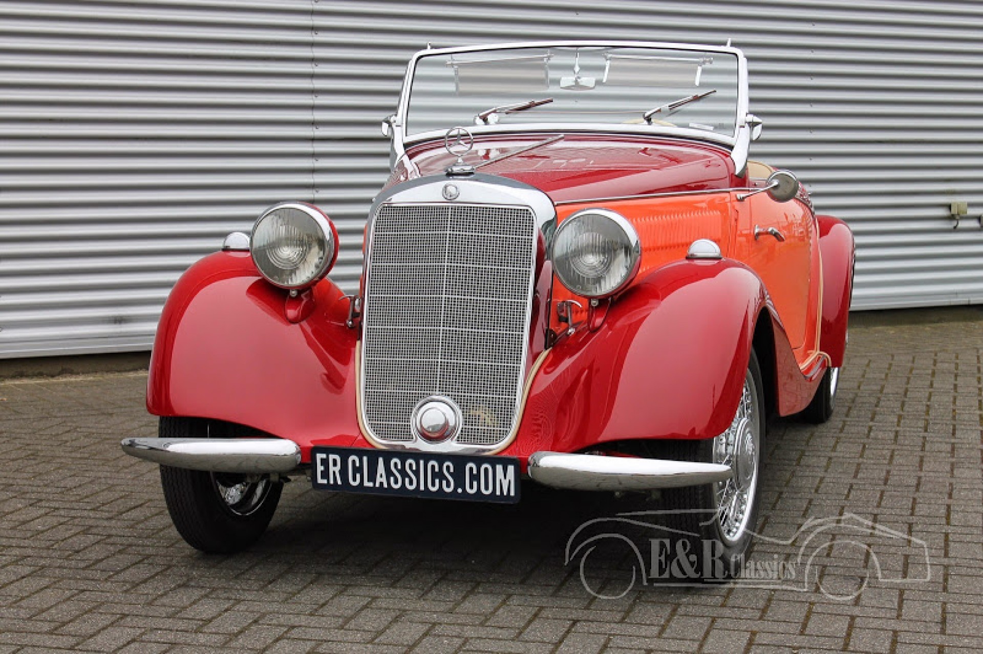 Mercedes Classic Cars | Mercedes vechi de vânzare la E & R Classic Cars!