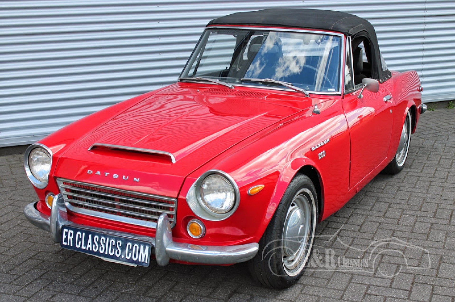Datsun Classic Cars | Datsun oldtimers for sale at E & R Classic Cars!