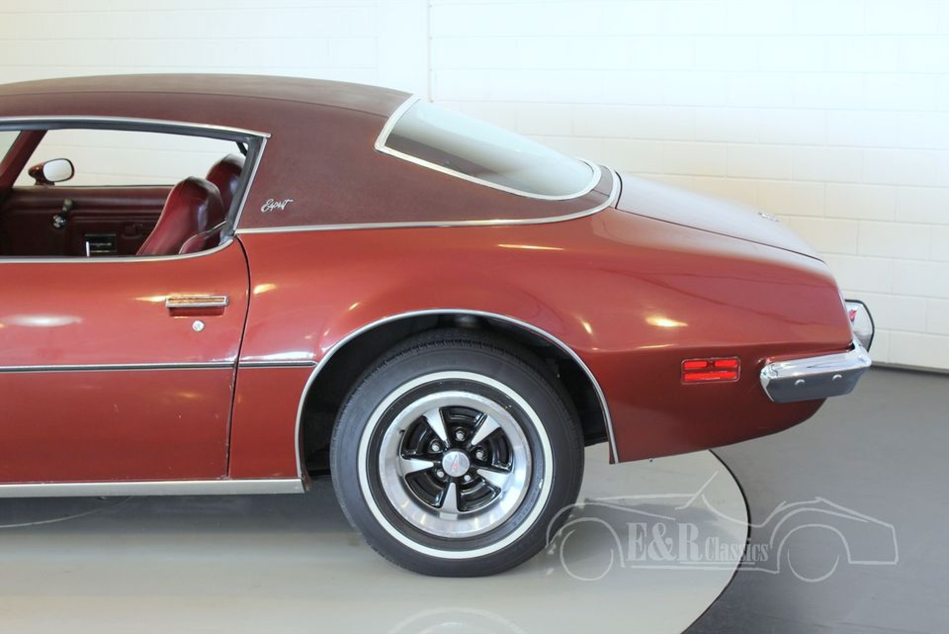 Pontiac Firebird Esprit Coupe V8 1973 for sale at ERclassics