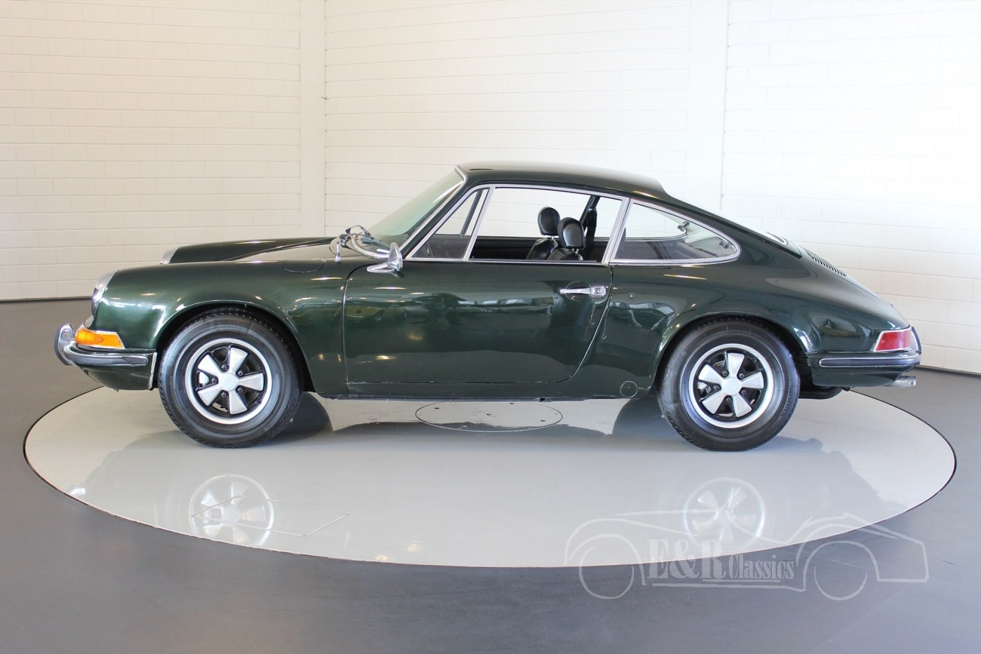 Porsche 911 T coupe 1969 for sale at ERclassics