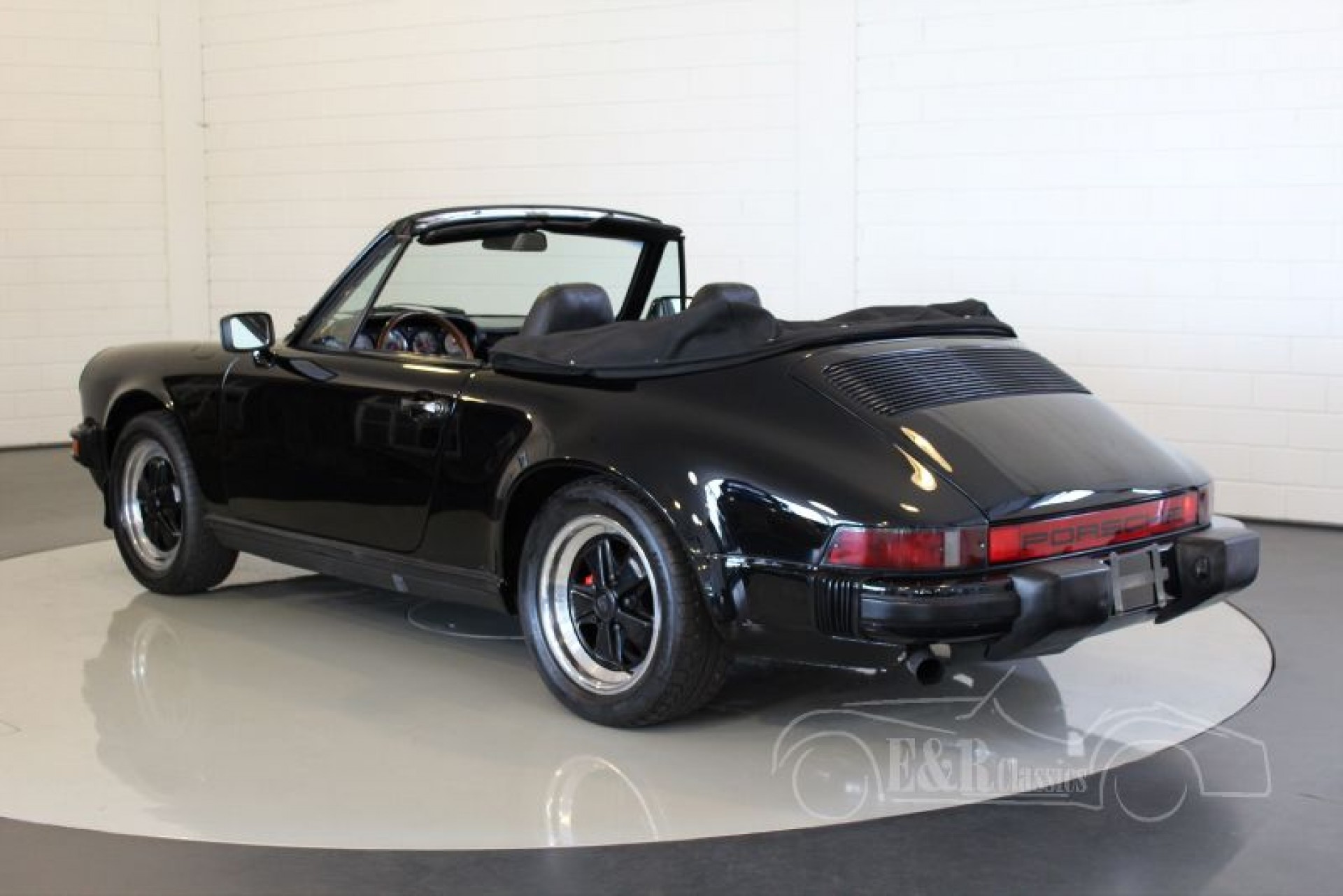 Porsche 911 SC Cabriolet 1983 for sale at ERclassics