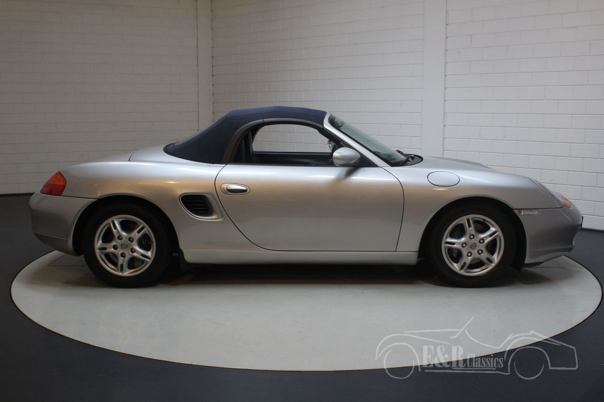 Porsche Boxster 2.7 convertible 2002 for sale at ERclassics