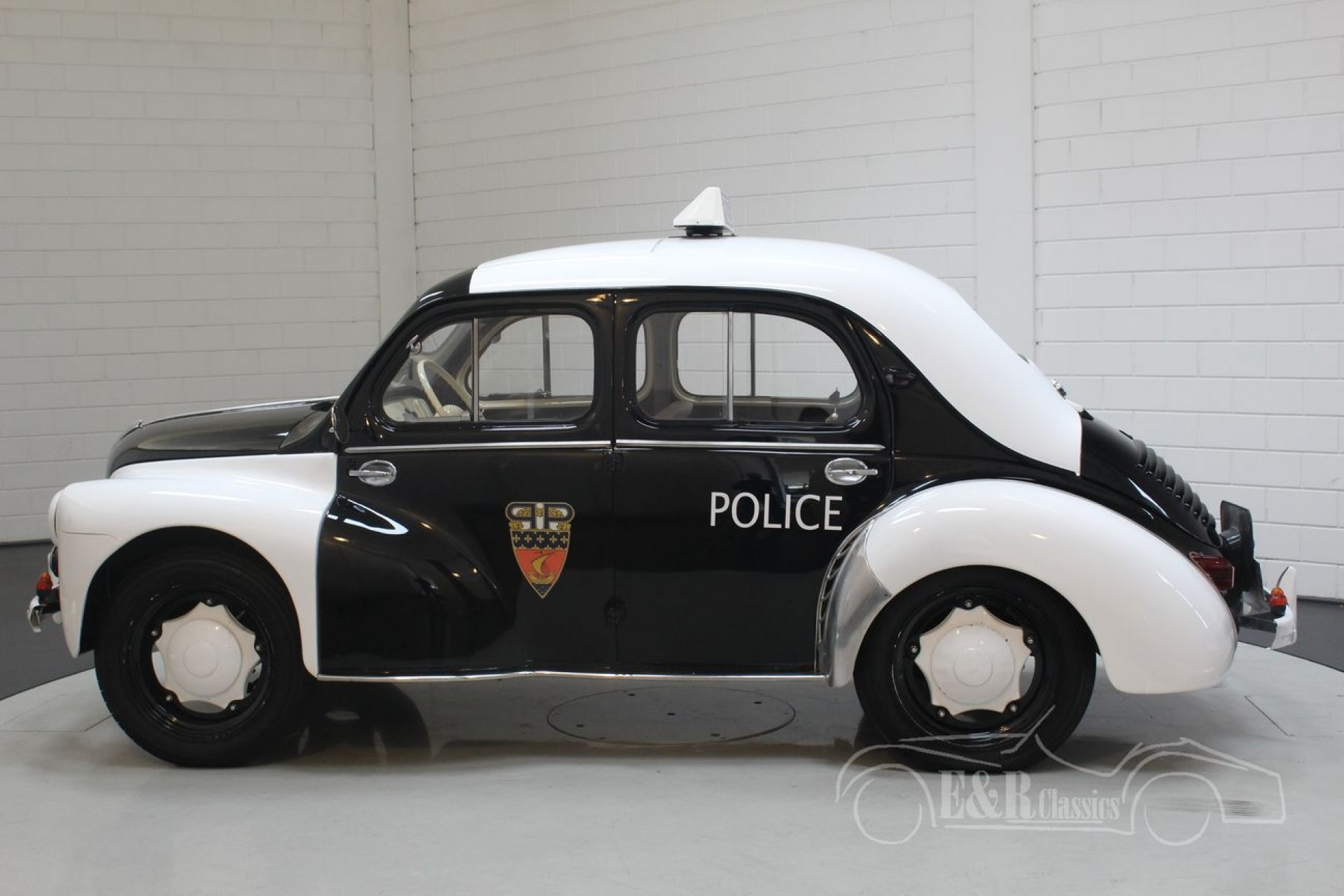 Renault 4cv 1954 for sale at ERclassics
