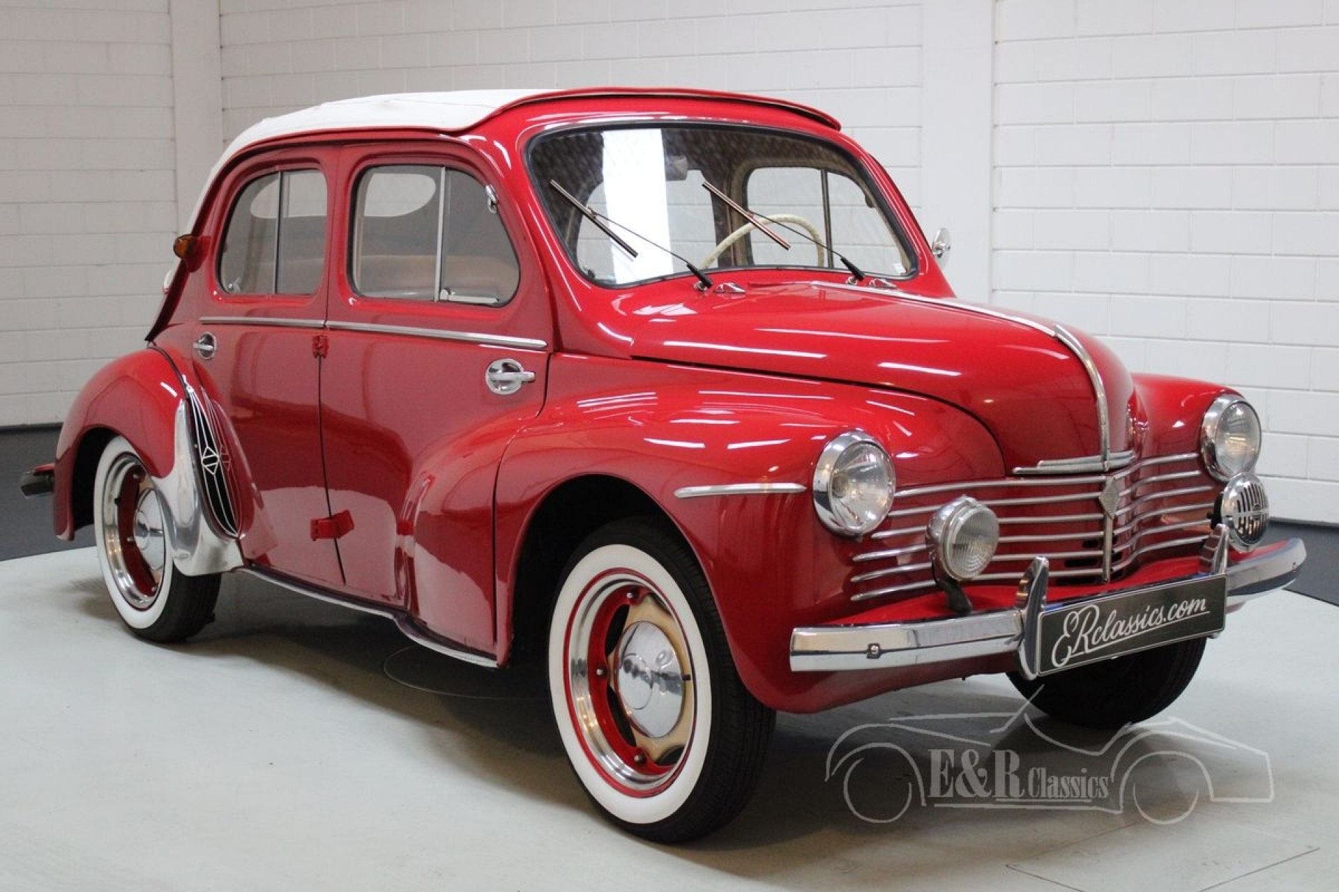 Renault 4CV Cabriolet sehr guter Zustand 1951 zum Verkauf bei ERclassics