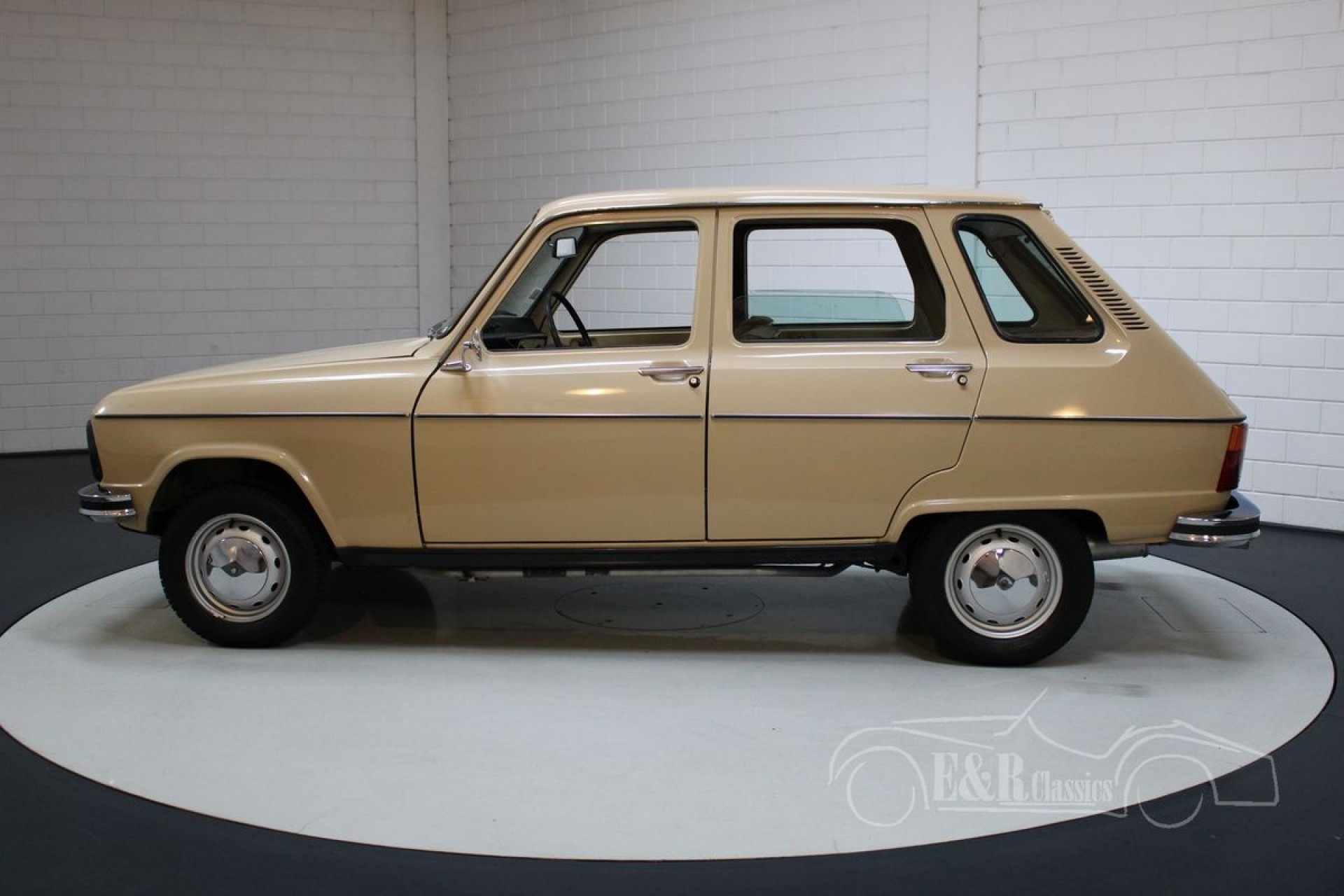 Renault R6 TL for sale at ERclassics