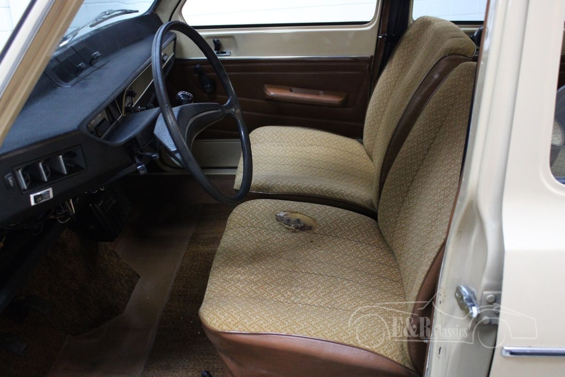 Renault R6 TL for sale at ERclassics