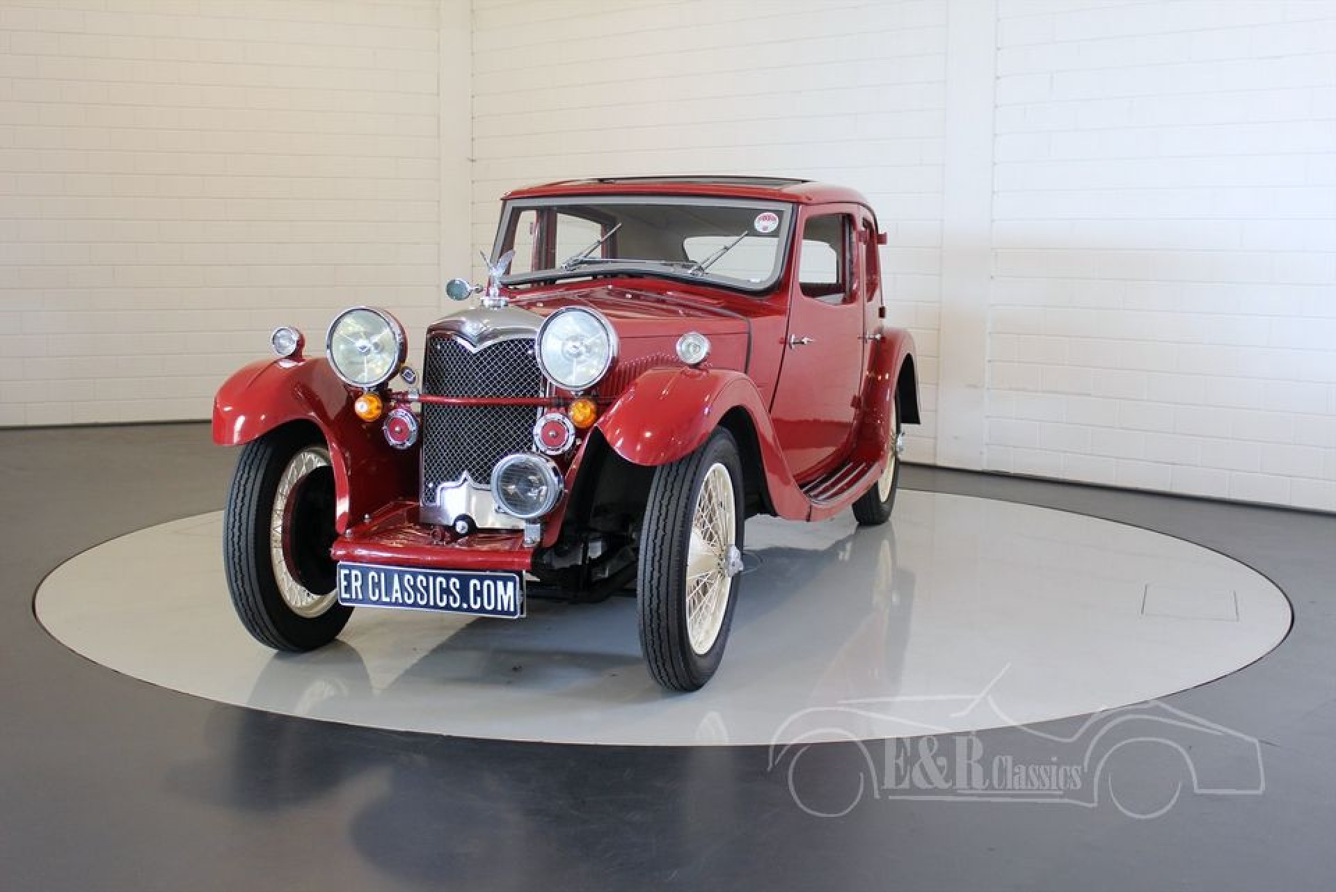 Riley Kestrel Light Saloon 1934 for sale at ERclassics