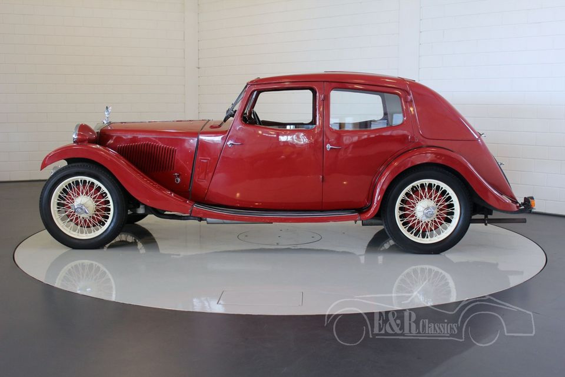 Riley Kestrel Light Saloon 1934 for sale at ERclassics