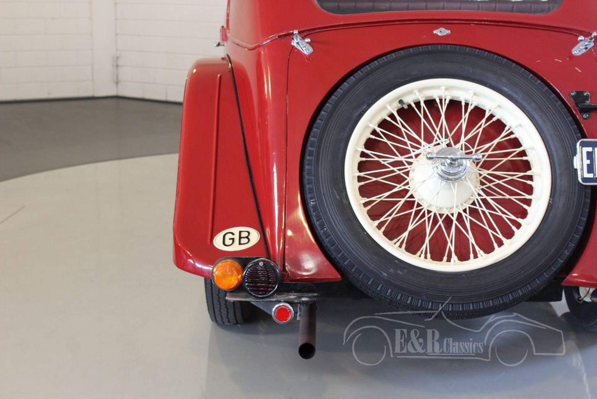 Riley Kestrel Light Saloon 1934 for sale at ERclassics