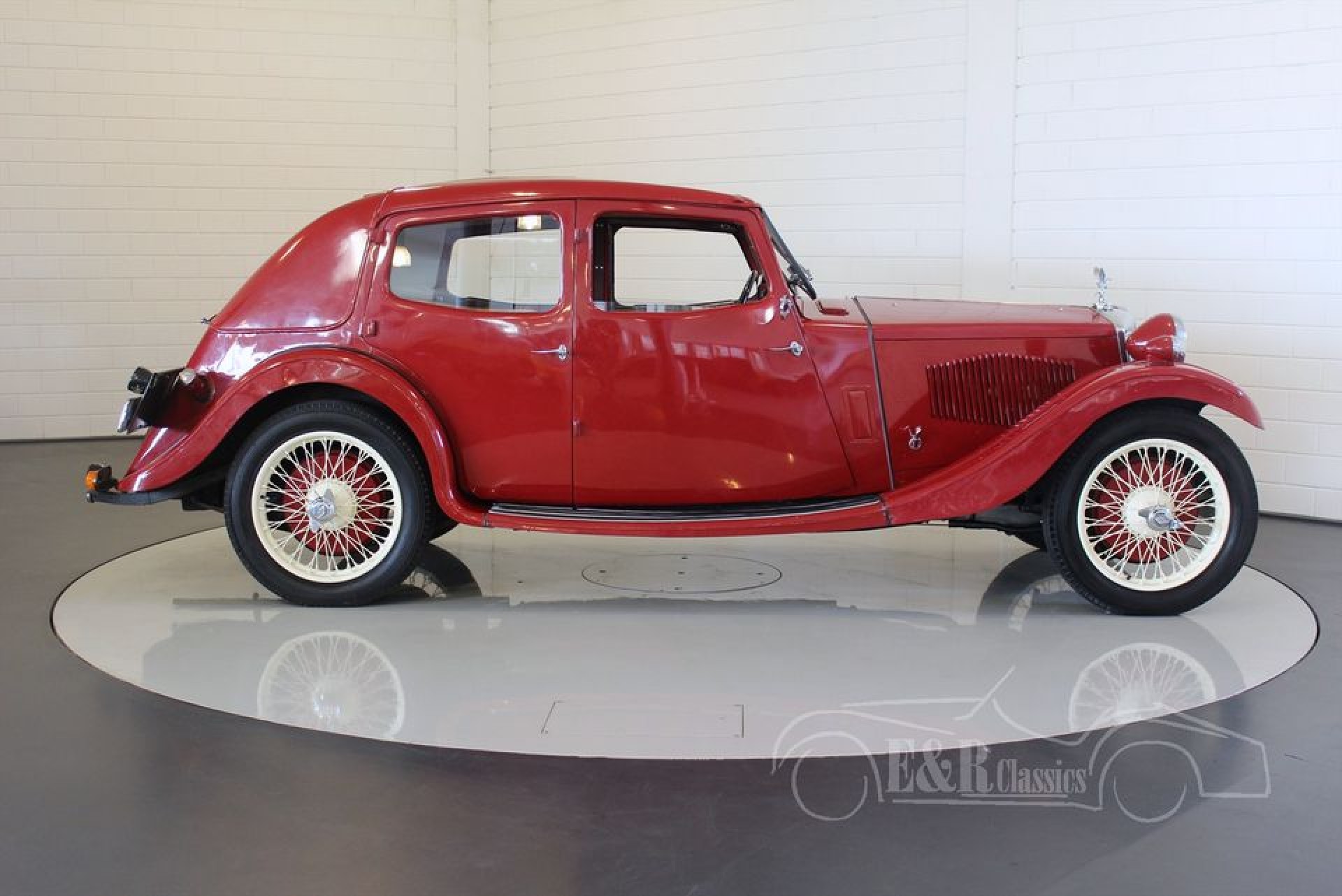 Riley Kestrel Light Saloon 1934 for sale at ERclassics