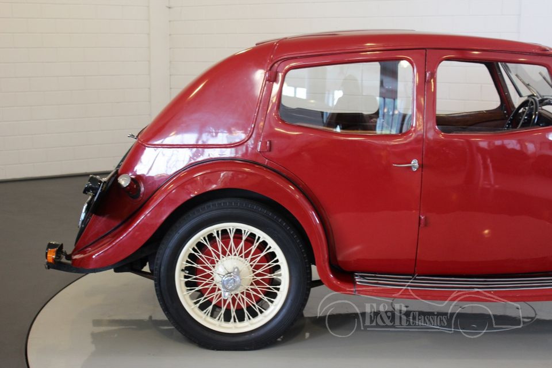 Riley Kestrel Light Saloon 1934 for sale at ERclassics
