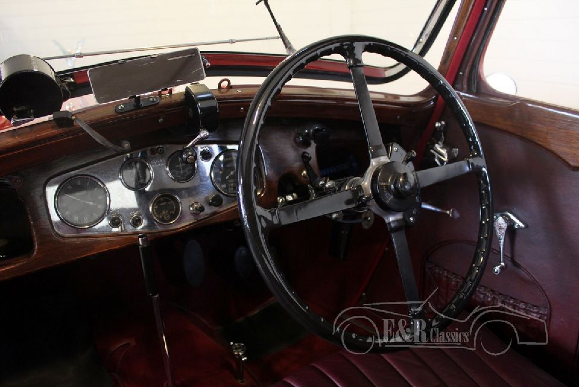 Riley Kestrel Light Saloon 1934 for sale at ERclassics