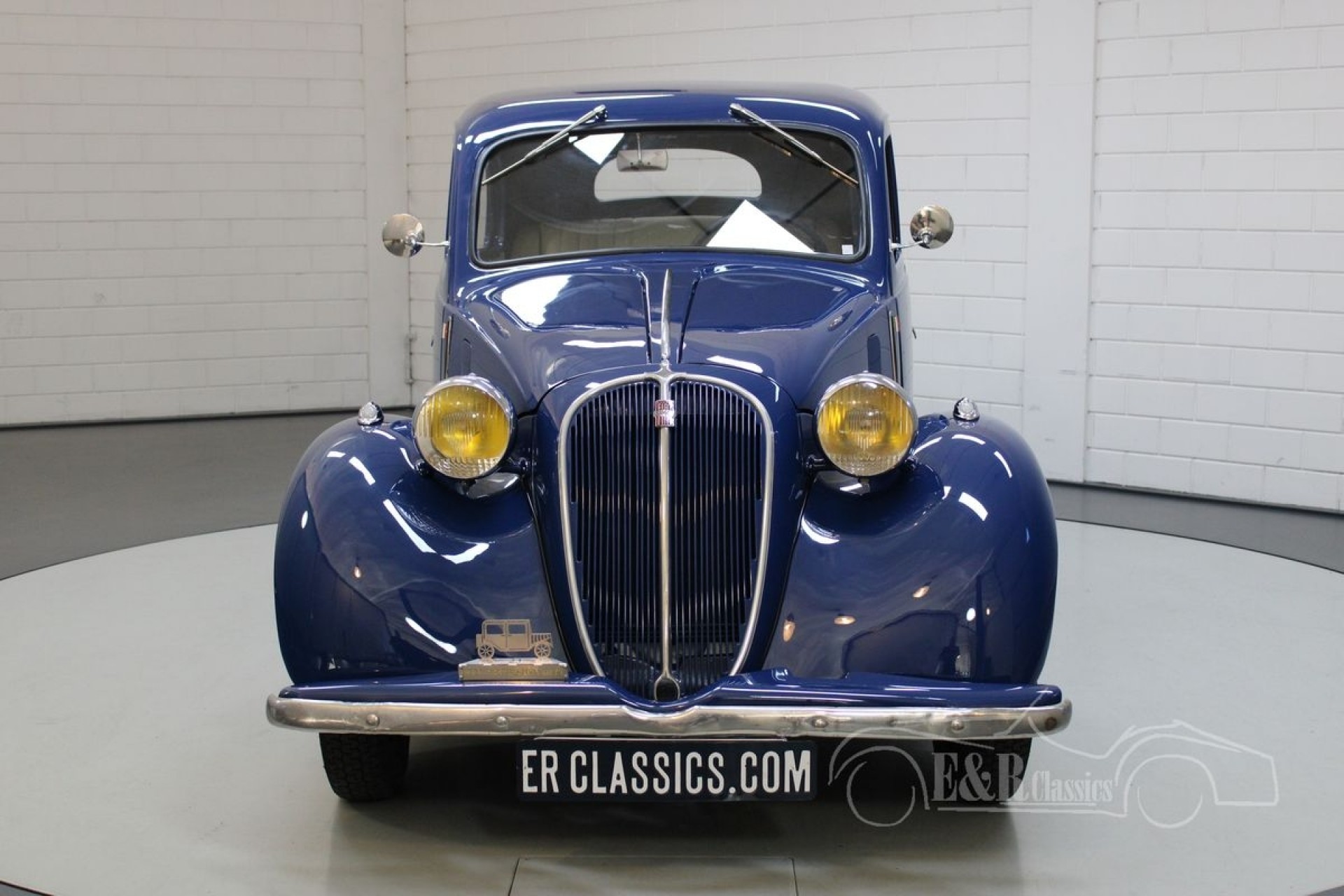 Simca 8 Berline 1937 for sale at ERclassics