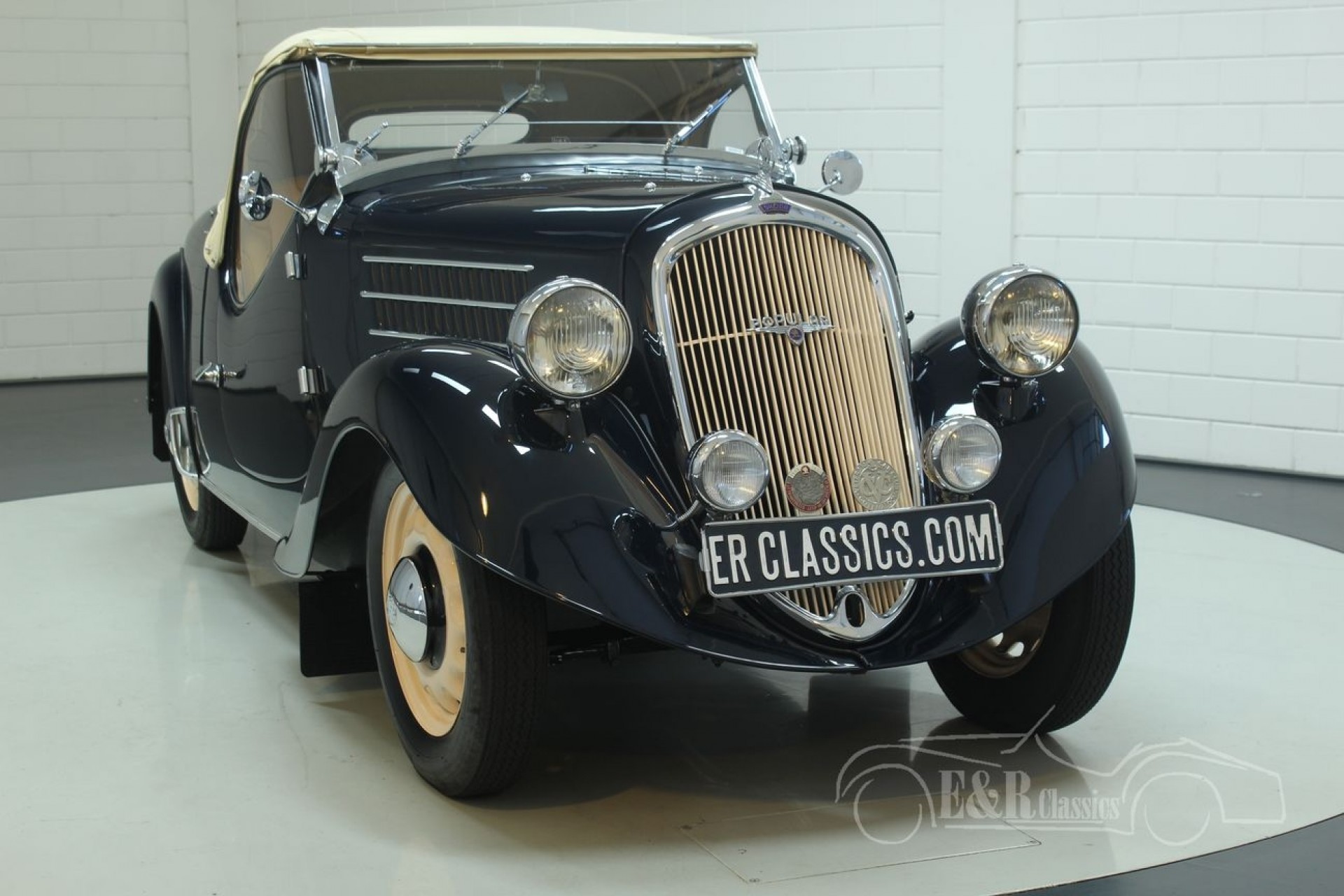 Skoda Popular II 420 Roadster 1937 for sale at Erclassics