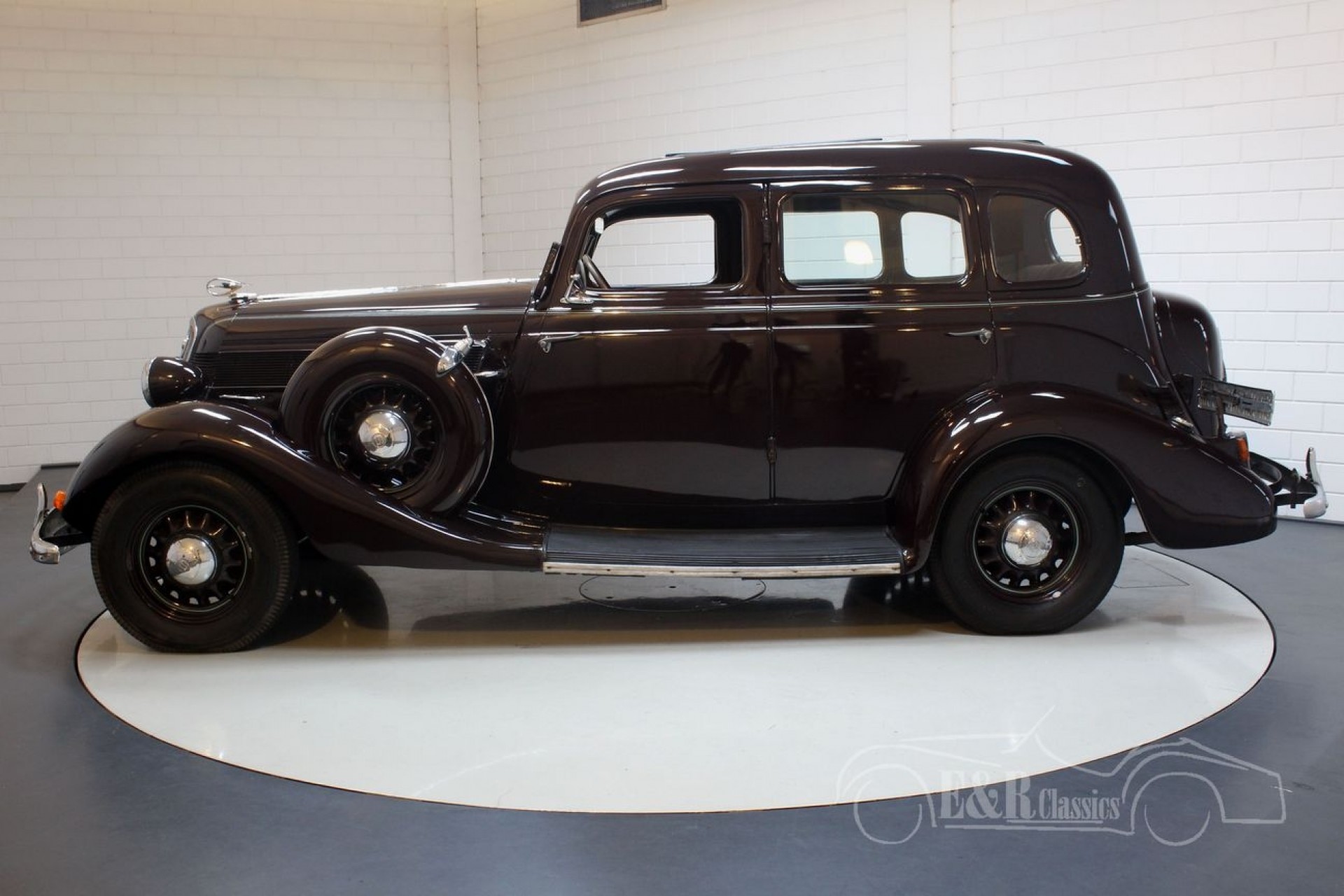 Studebaker Dictator 1935 for sale at ERclassics