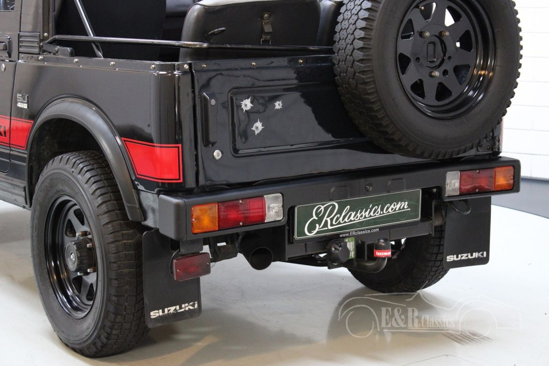 Suzuki SJ410 Q Deluxe 4x4 937 kilometers since engine overhaul 1984 for ...