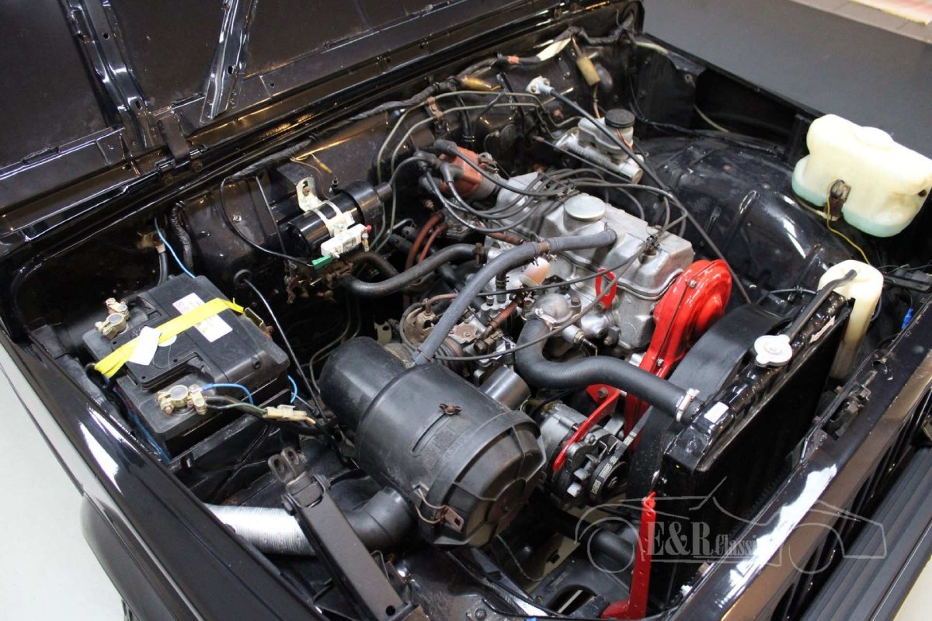 Suzuki SJ410 Q Deluxe 4x4 937 kilometers since engine overhaul 1984 for ...