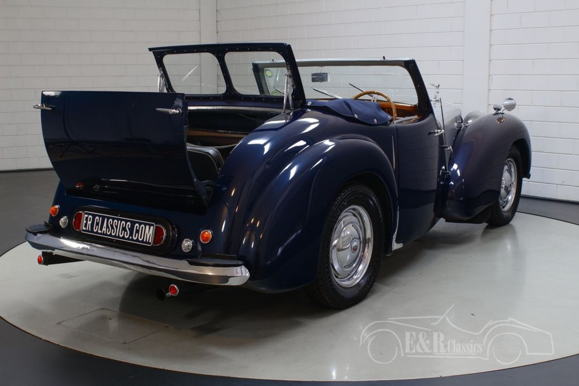 Triumph Roadster 2000 for sale at ERclassics