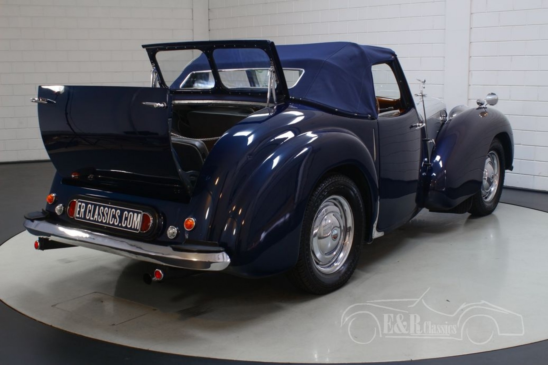 Triumph Roadster 2000 for sale at ERclassics