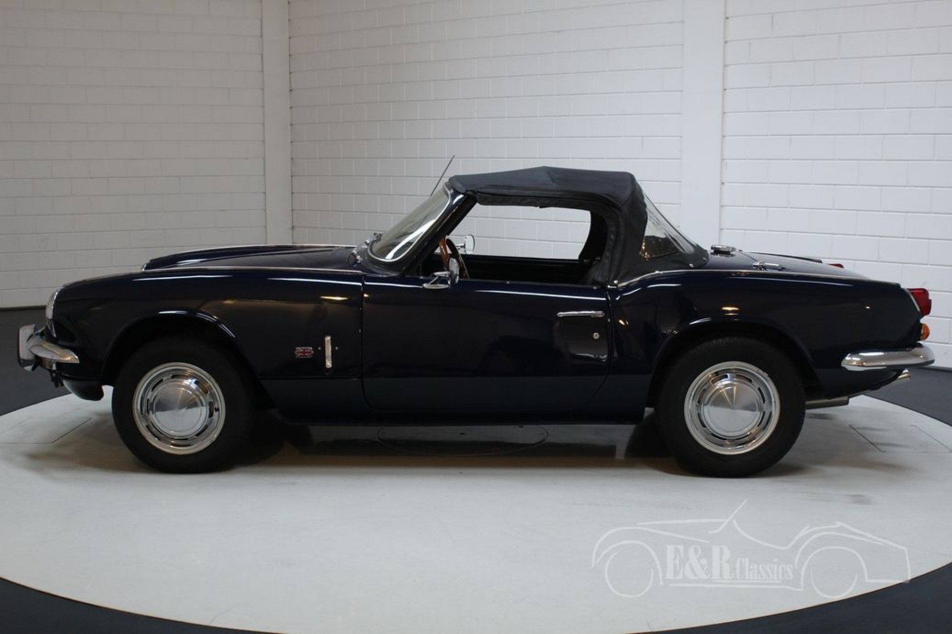 Triumph Spitfire MK3 1970 Midnight Blue for sale at ERclassics