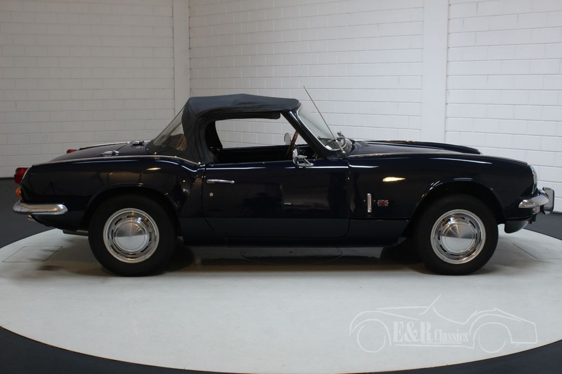 Triumph Spitfire MK3 1970 Midnight Blue for sale at ERclassics