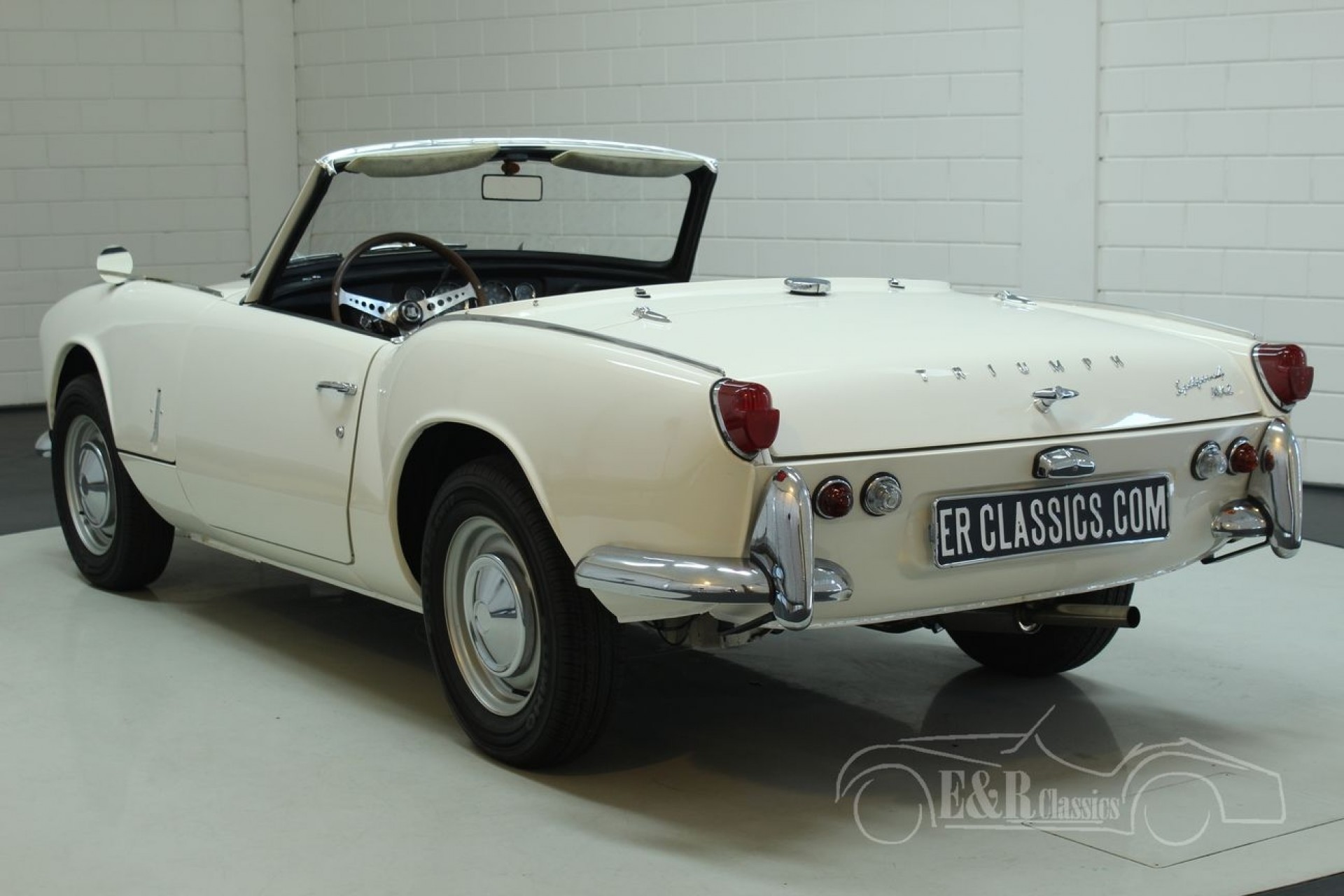 Triumph Spitfire MK2 for sale at ERclassics