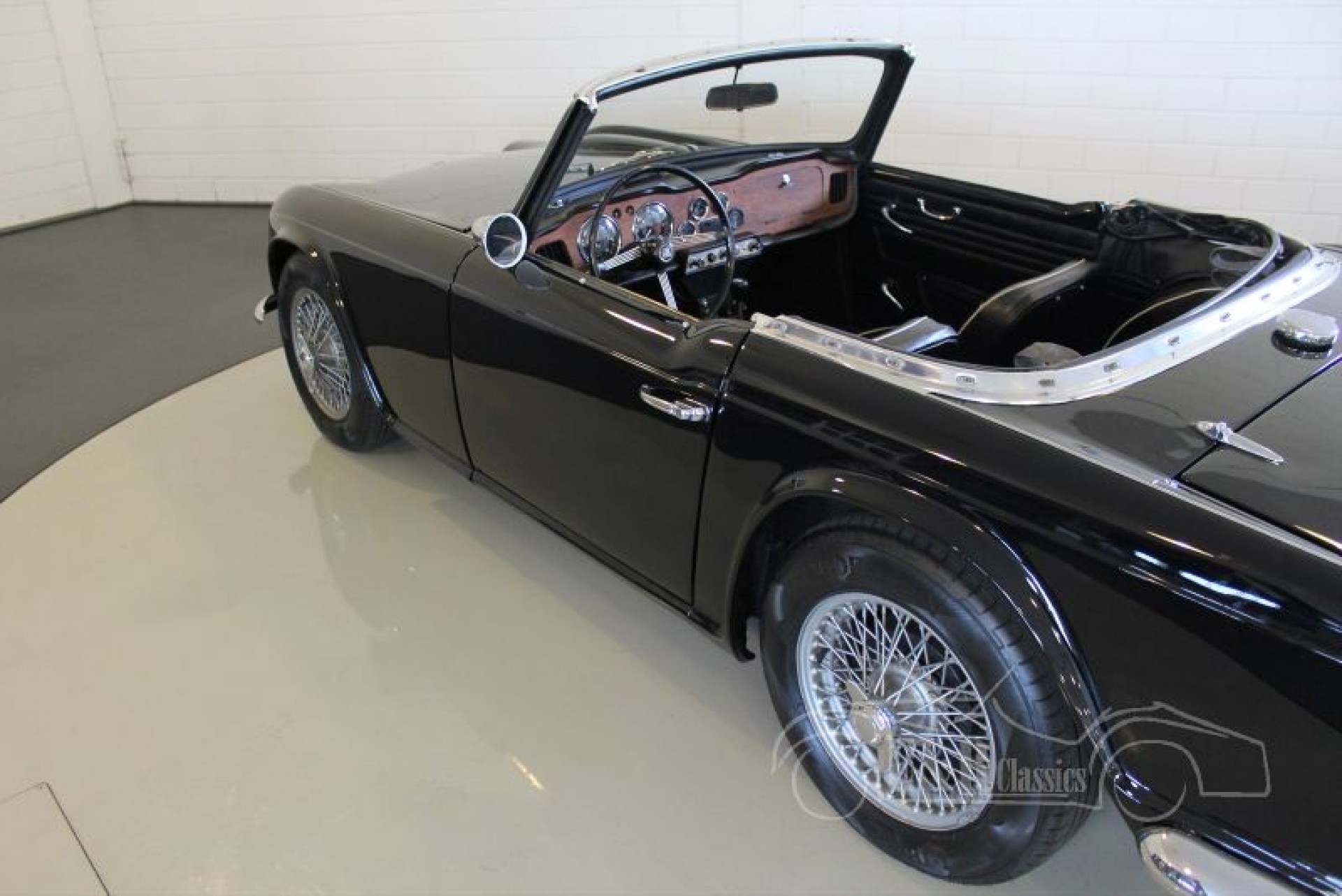Triumph TR4 roadster 1964 for sale at ERclassics
