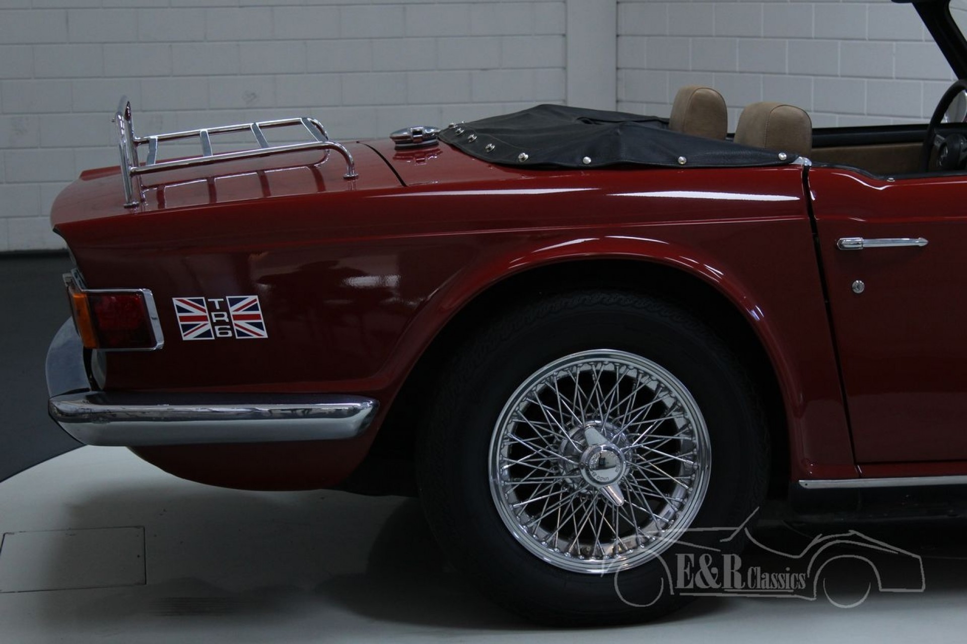 Triumph TR6 1973 chrome wire wheels for sale at ERclassics