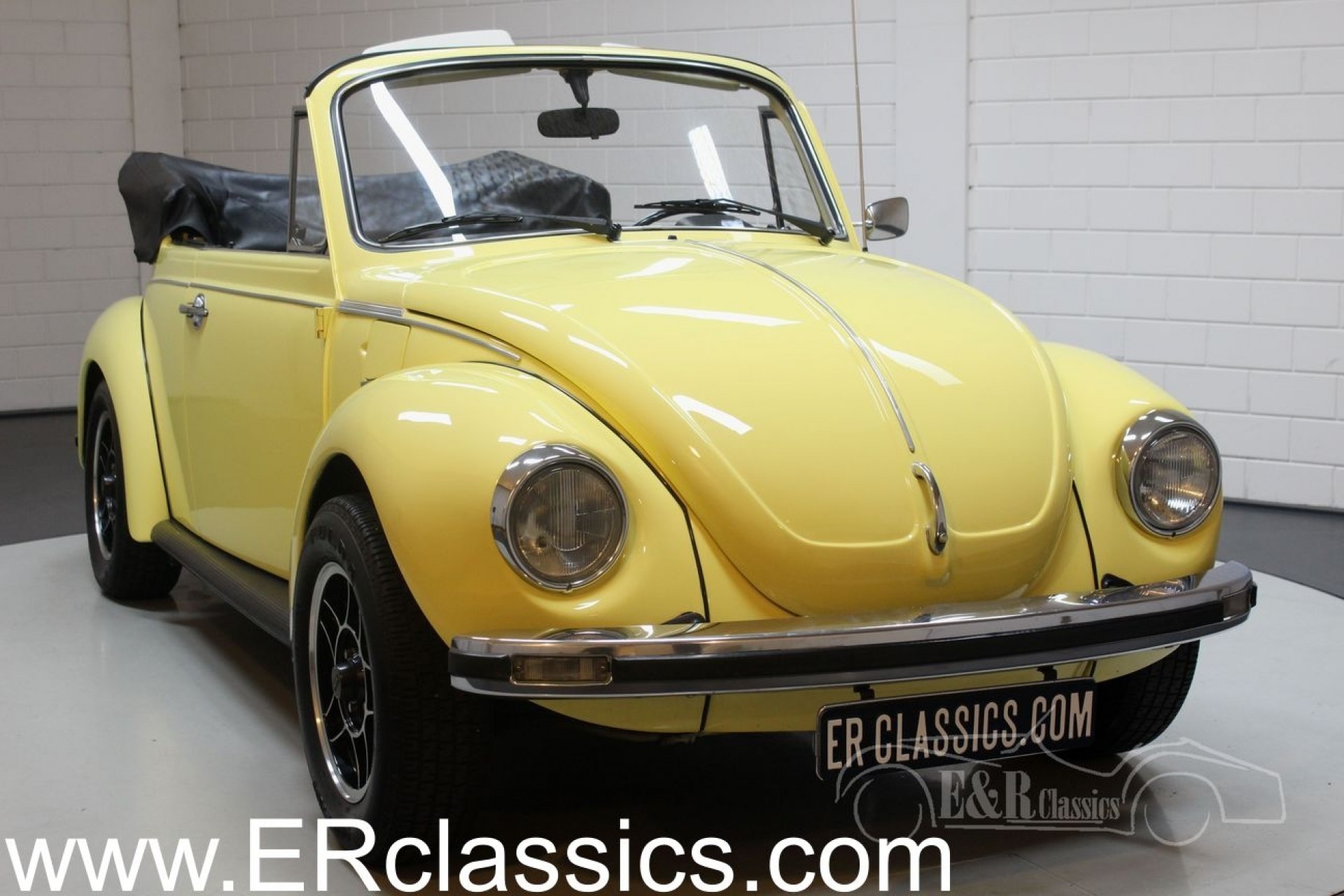 Volkswagen Beetle 1303 Cabriolet 1975 for sale at ERclassics