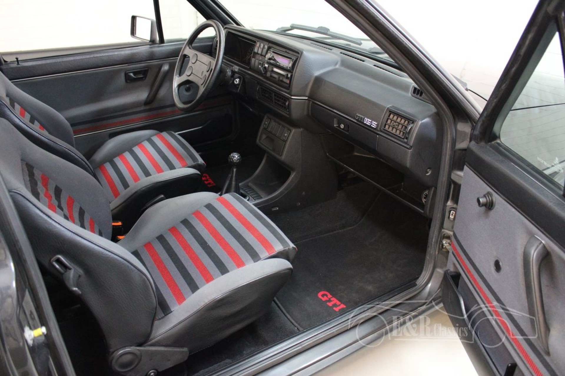 Volkswagen Golf GTI 16V 1986 for sale at ERclassics