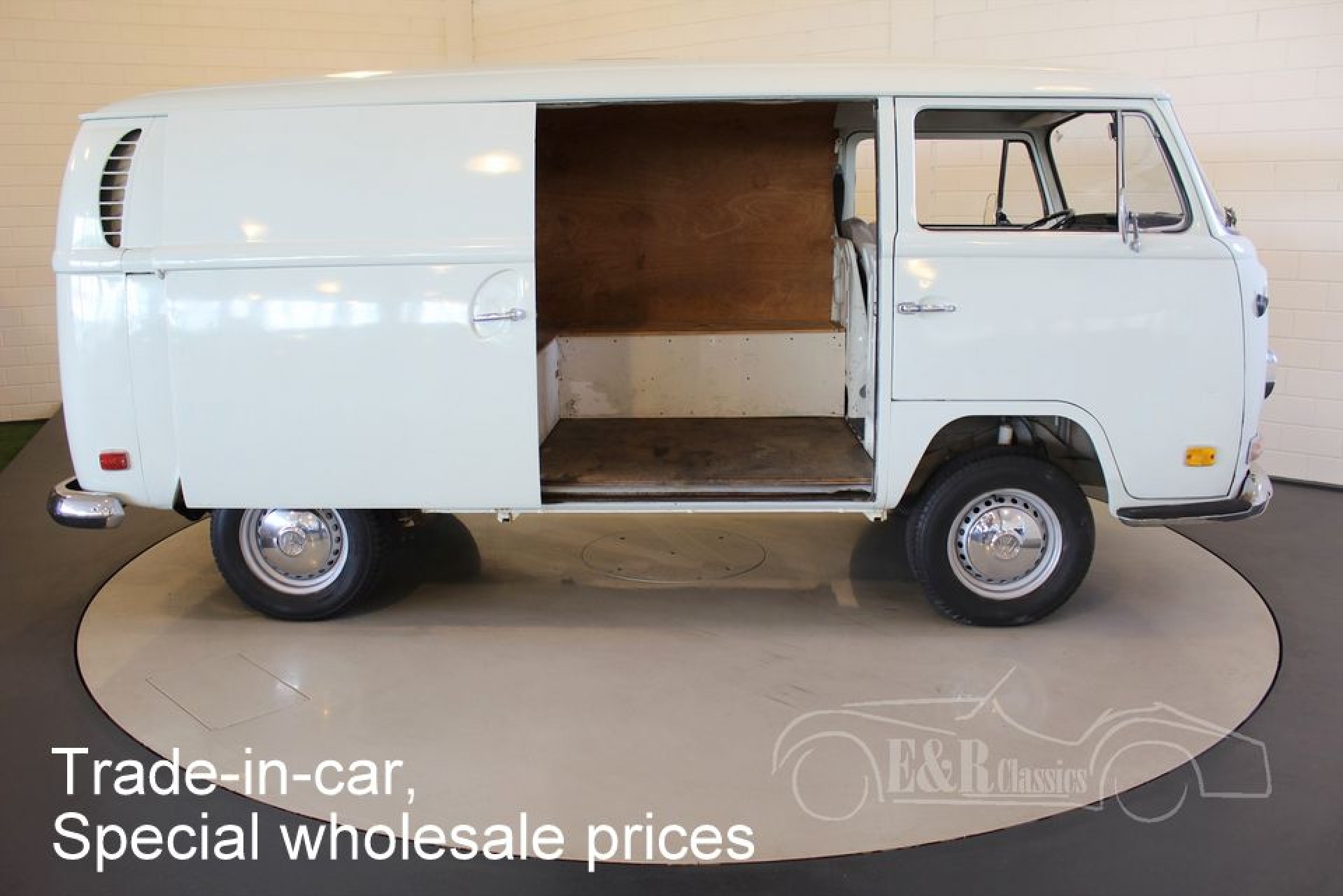 Volkswagen T2 1971 for sale at ERclassics