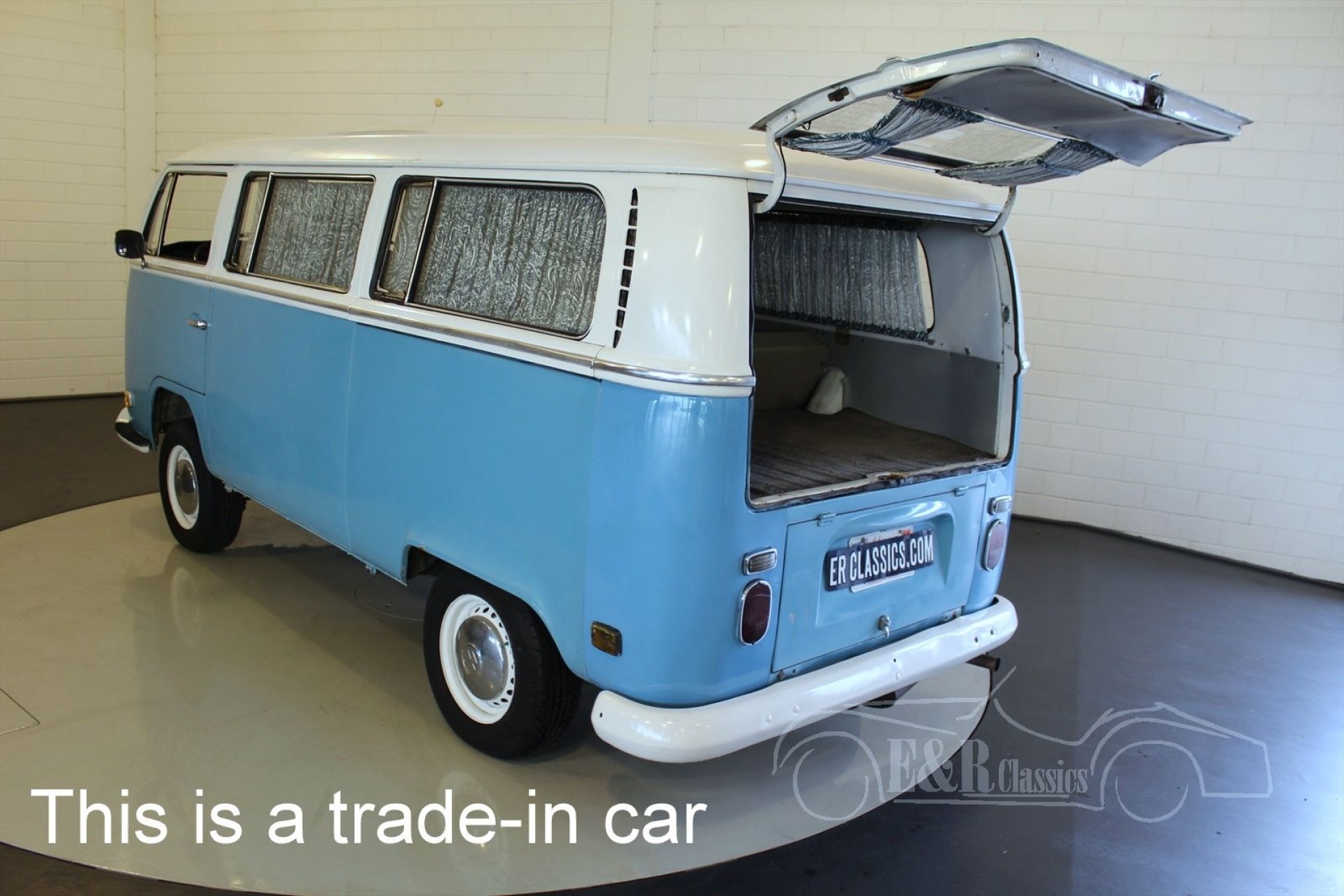 Volkswagen T2a 1971 for sale at ERclassics